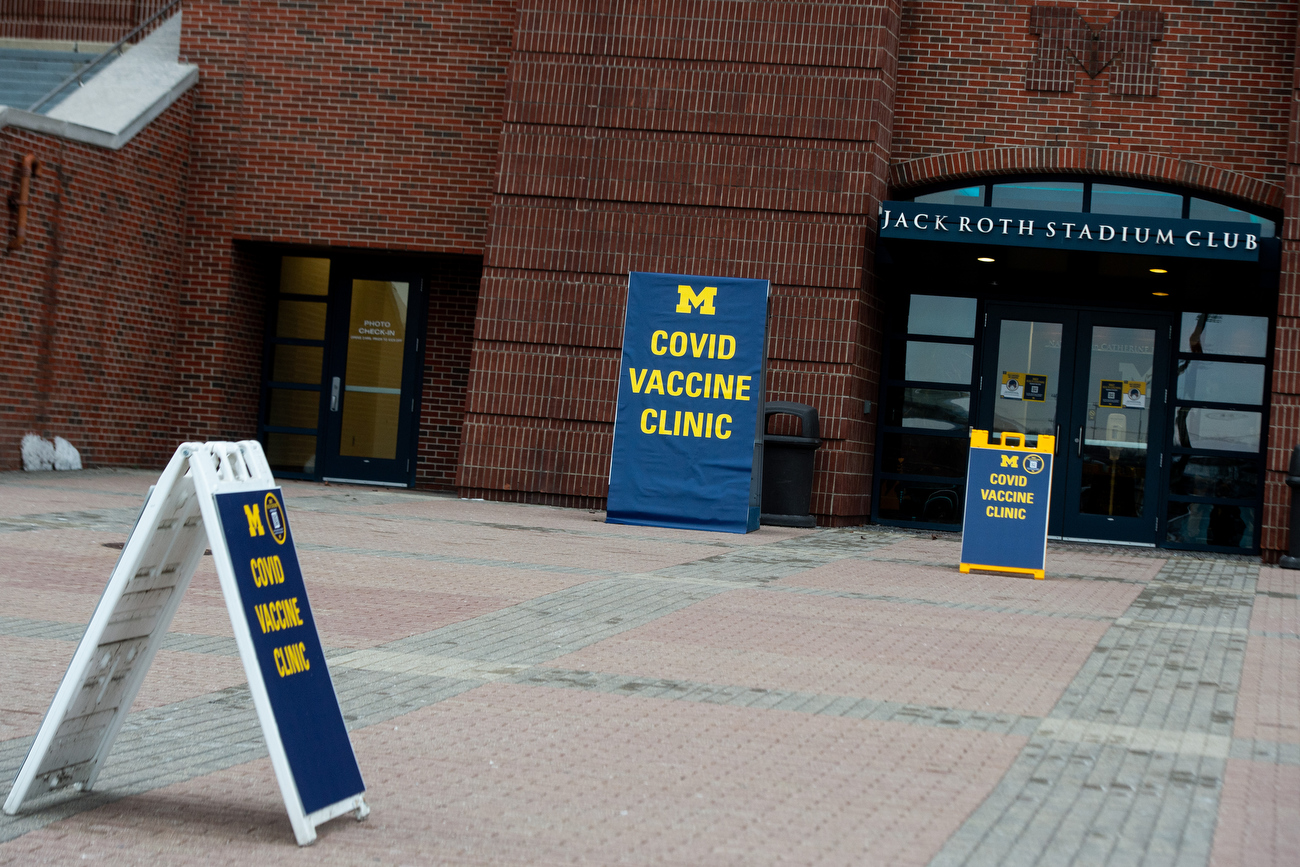 Michigan Medicine opens COVID-19 vaccine clinic at the Big House ...