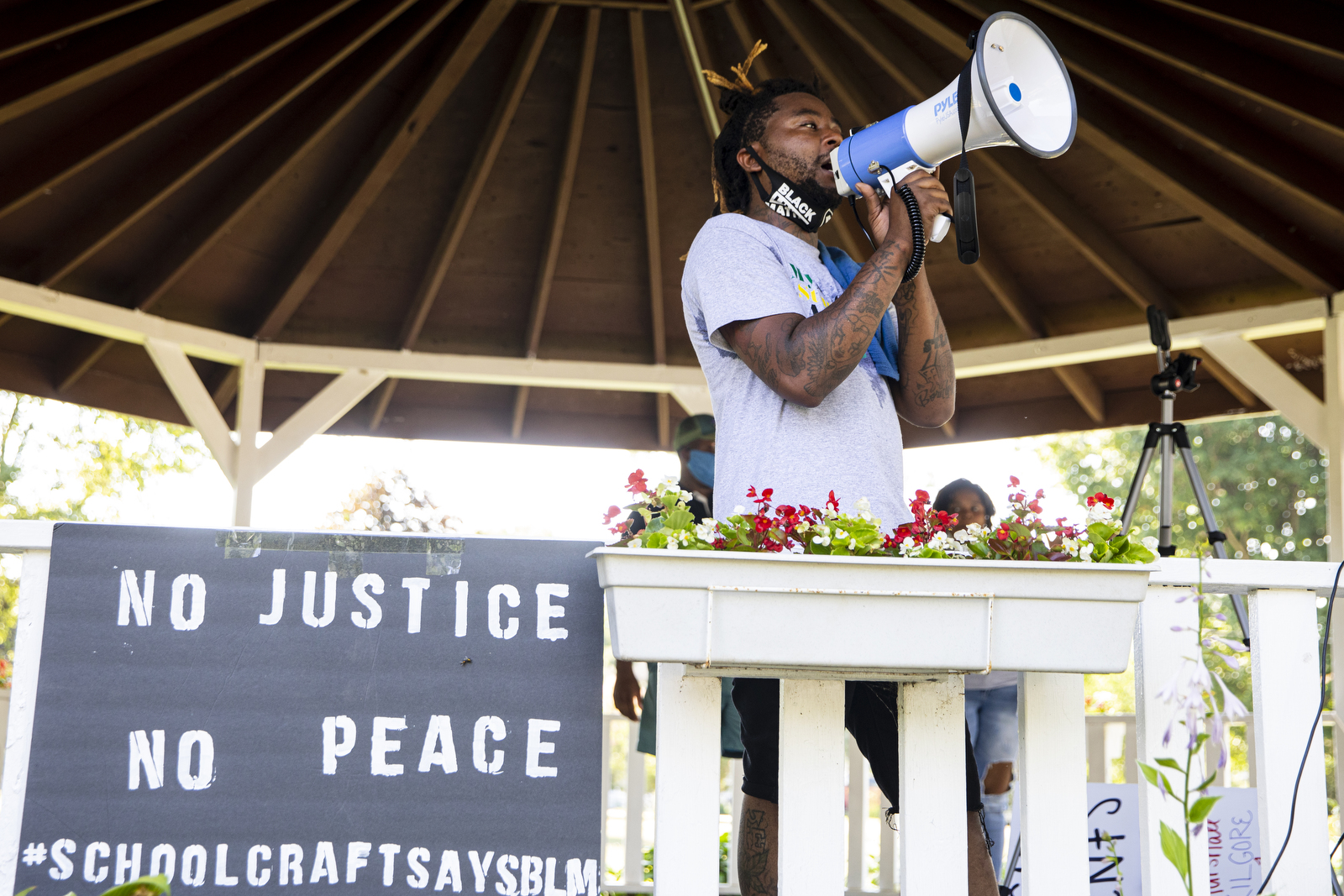 Local Kalamazoo activists march for change not violence - mlive.com