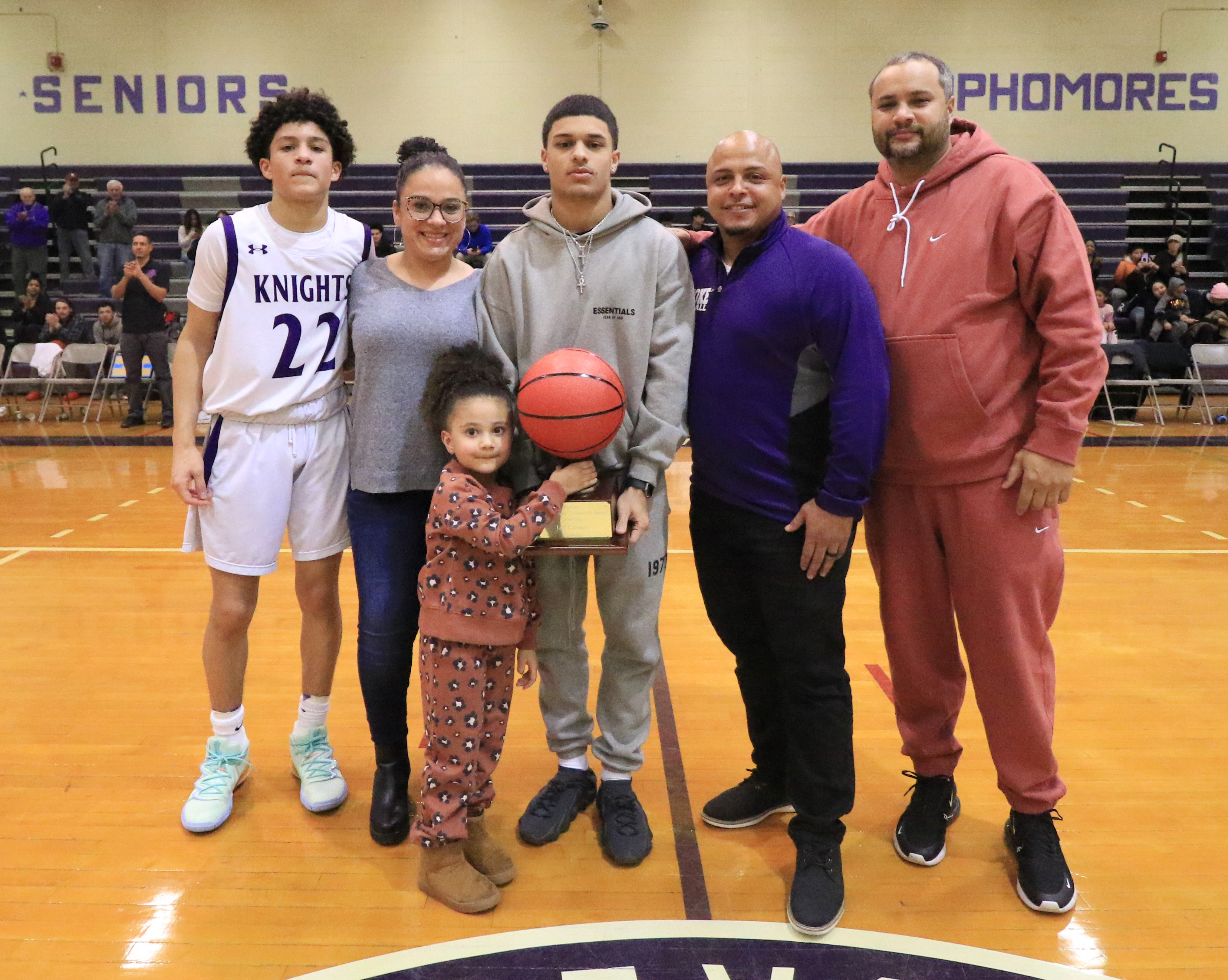 Holyoke's Jael Cabrera receives John "Honey" Lahovich Award - masslive.com