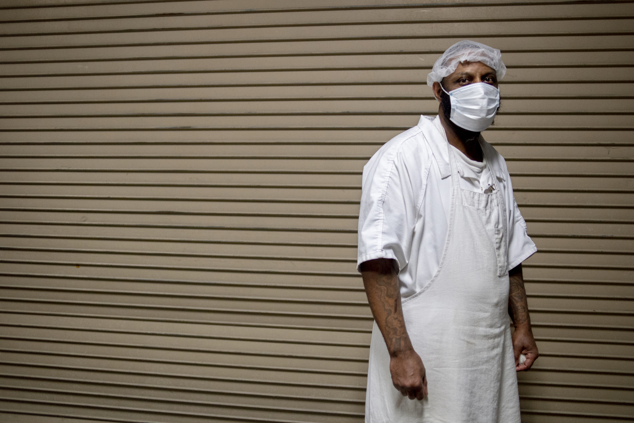 Flint man becomes first Michigan inmate to get ServSafe certification ...