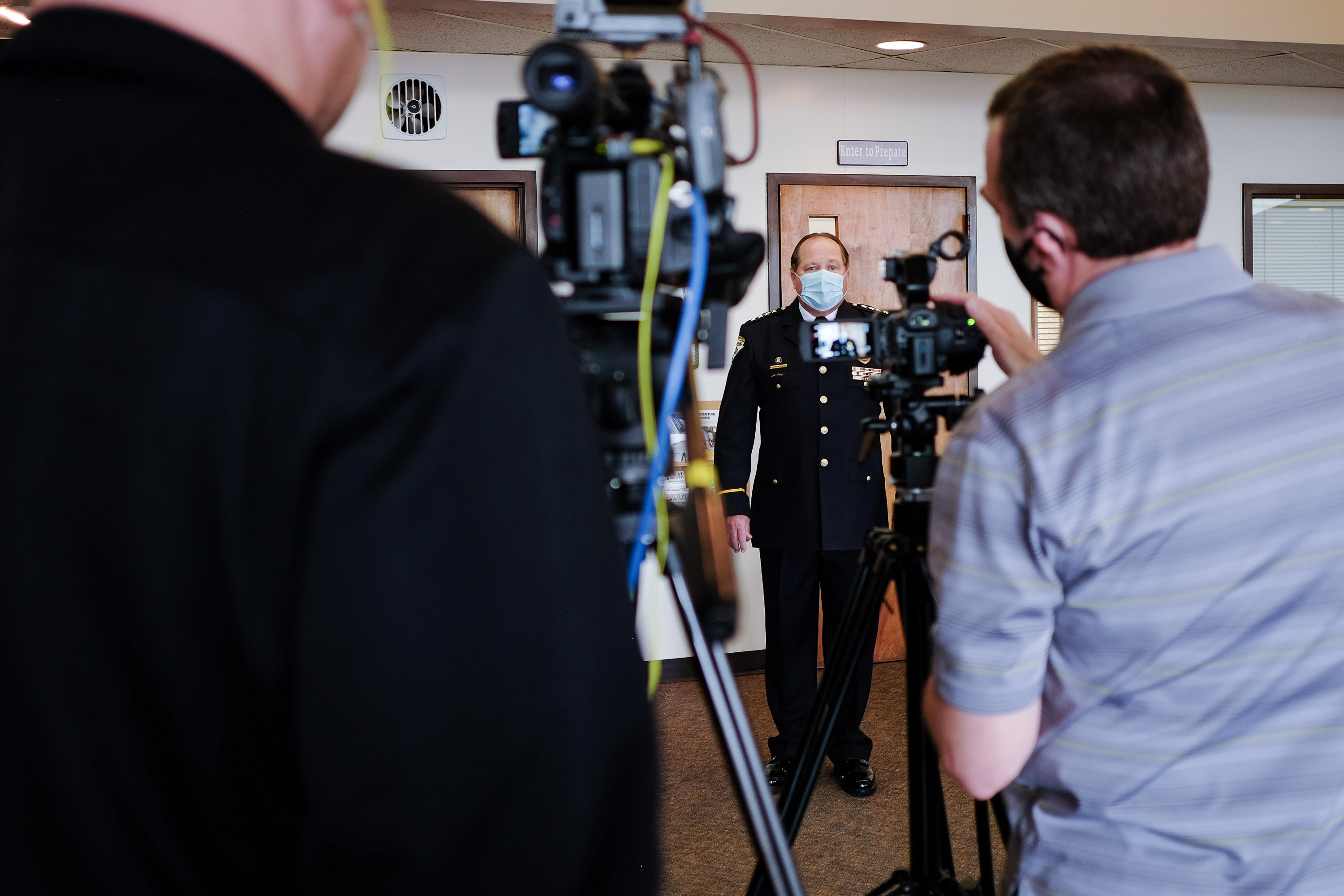 Saginaw Police Department honors fallen officers - mlive.com