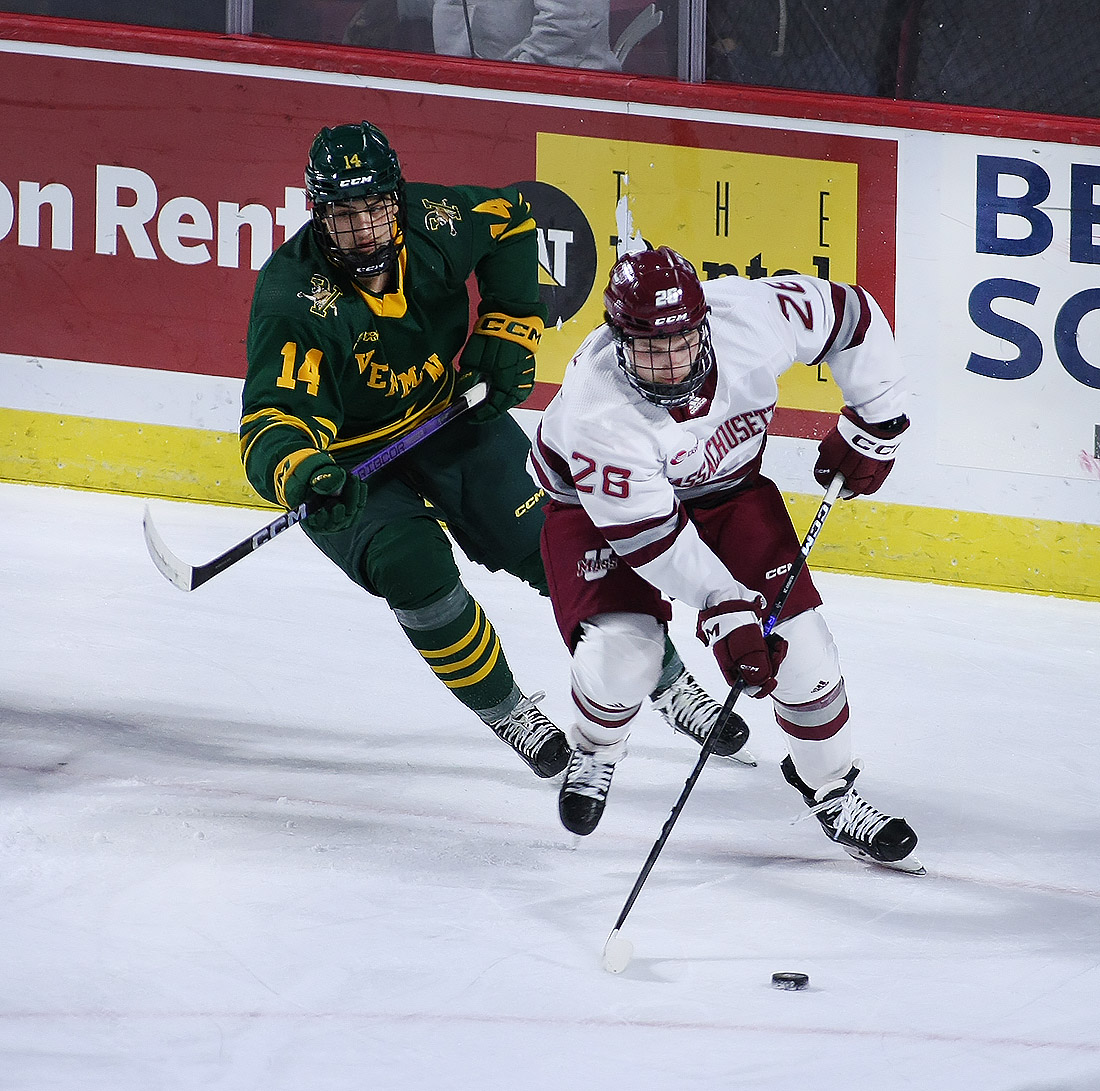 UMass Hockey vs Vermont 11/10/23 - masslive.com