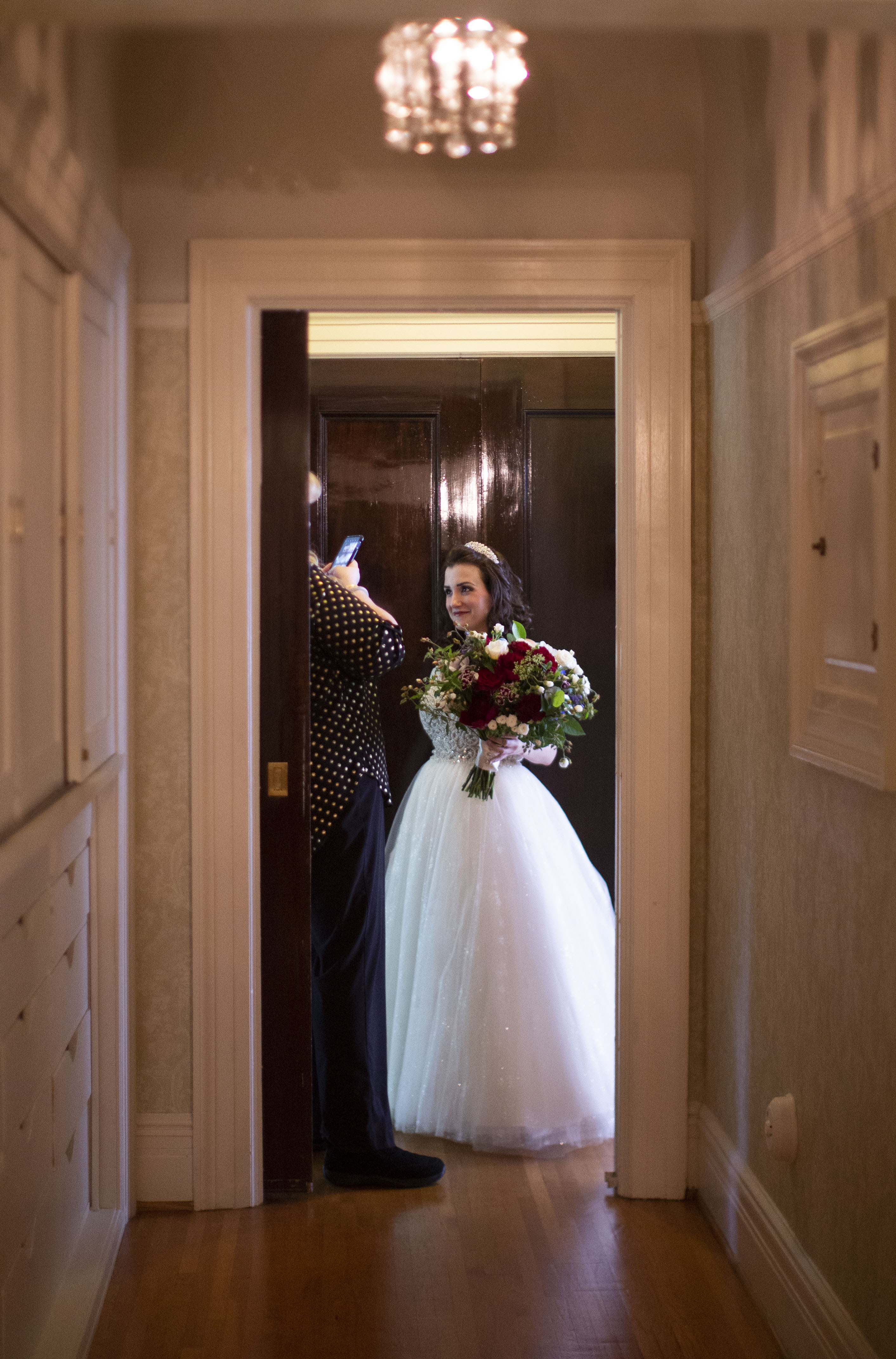 Couple holds Zoom wedding in coronavirus pandemic - oregonlive.com