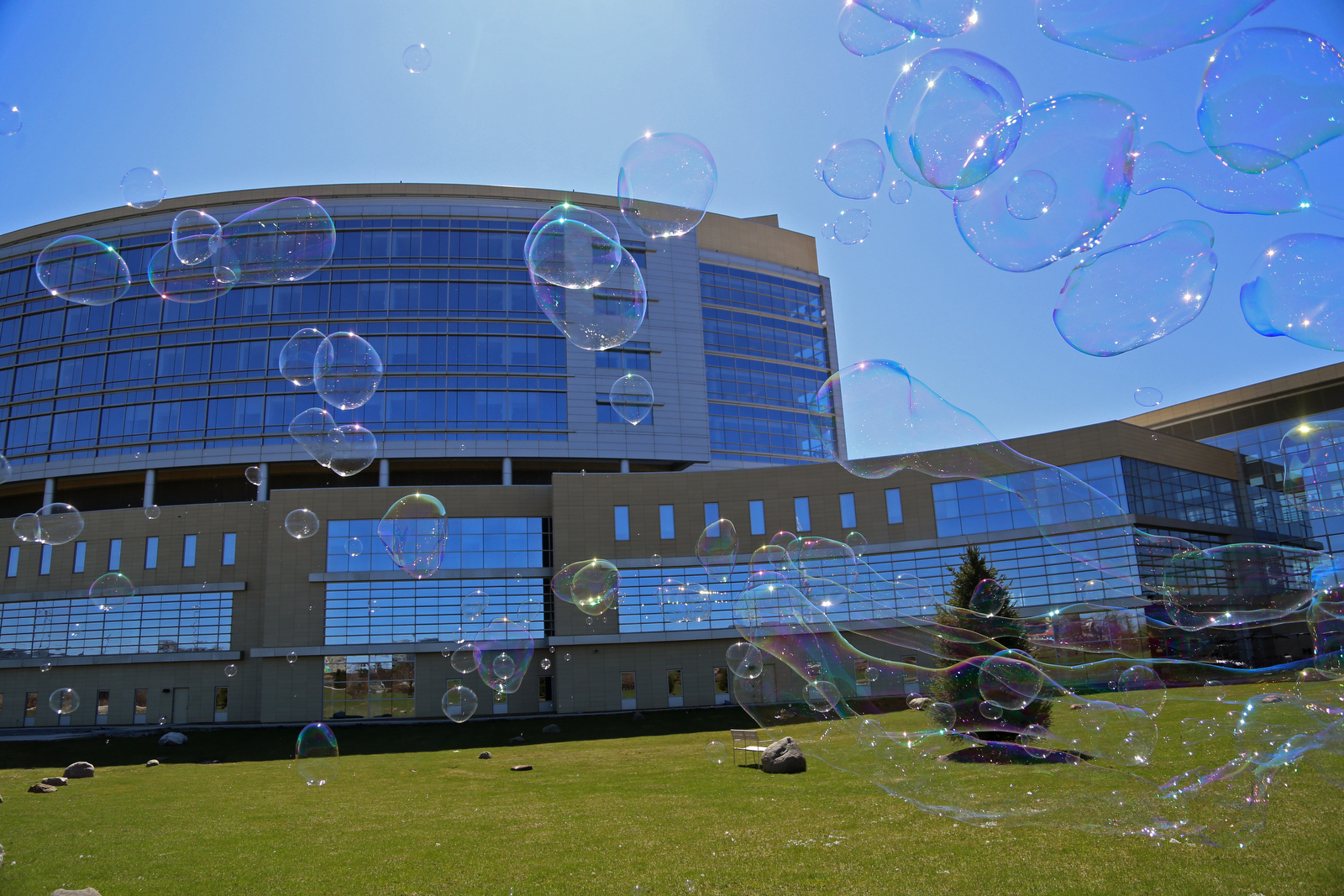 Bubbles, bubbles everywhere - cleveland.com
