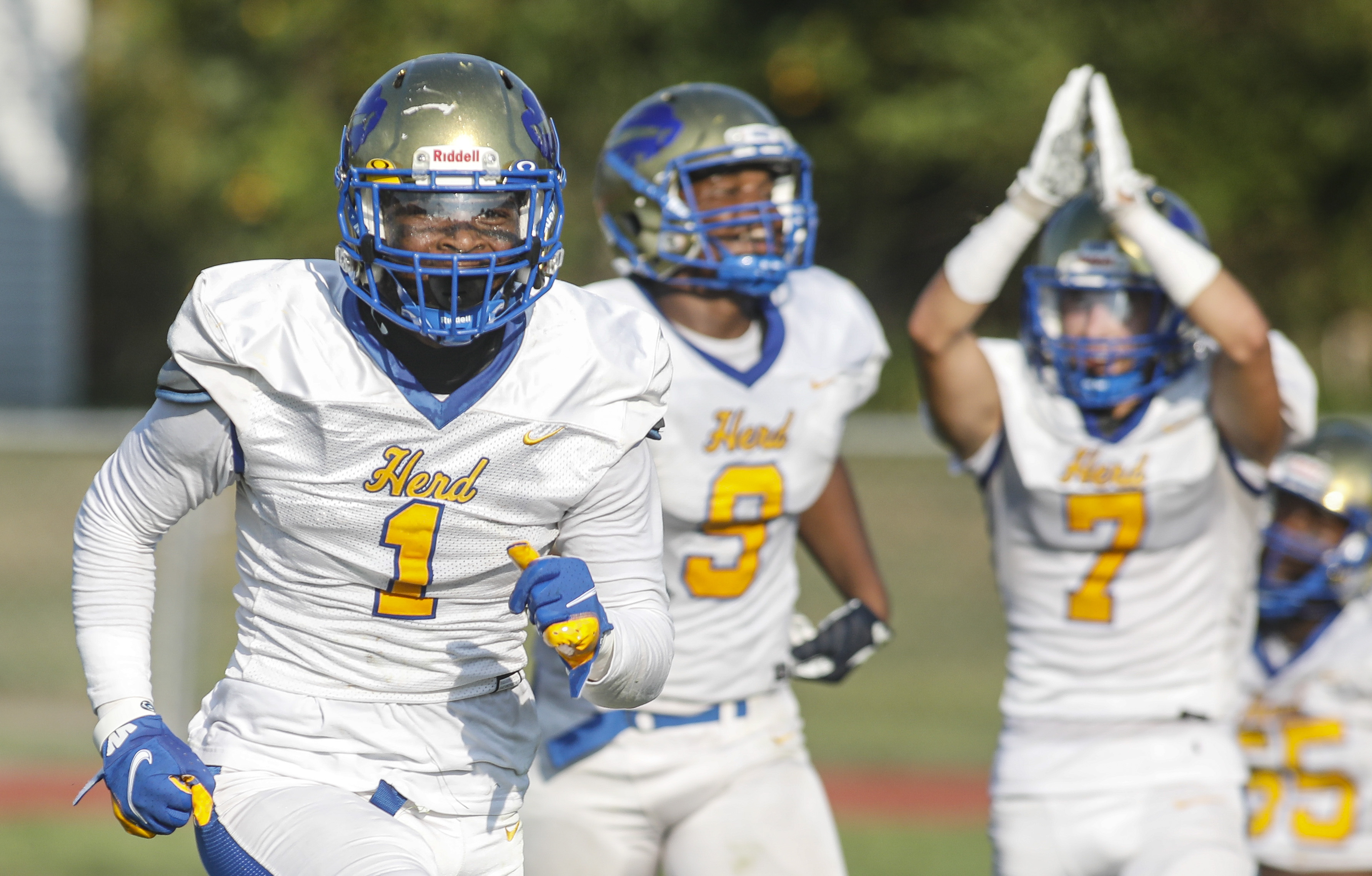 Football: Maple Shade hosts Woodbury on August 26, 2022 - nj.com