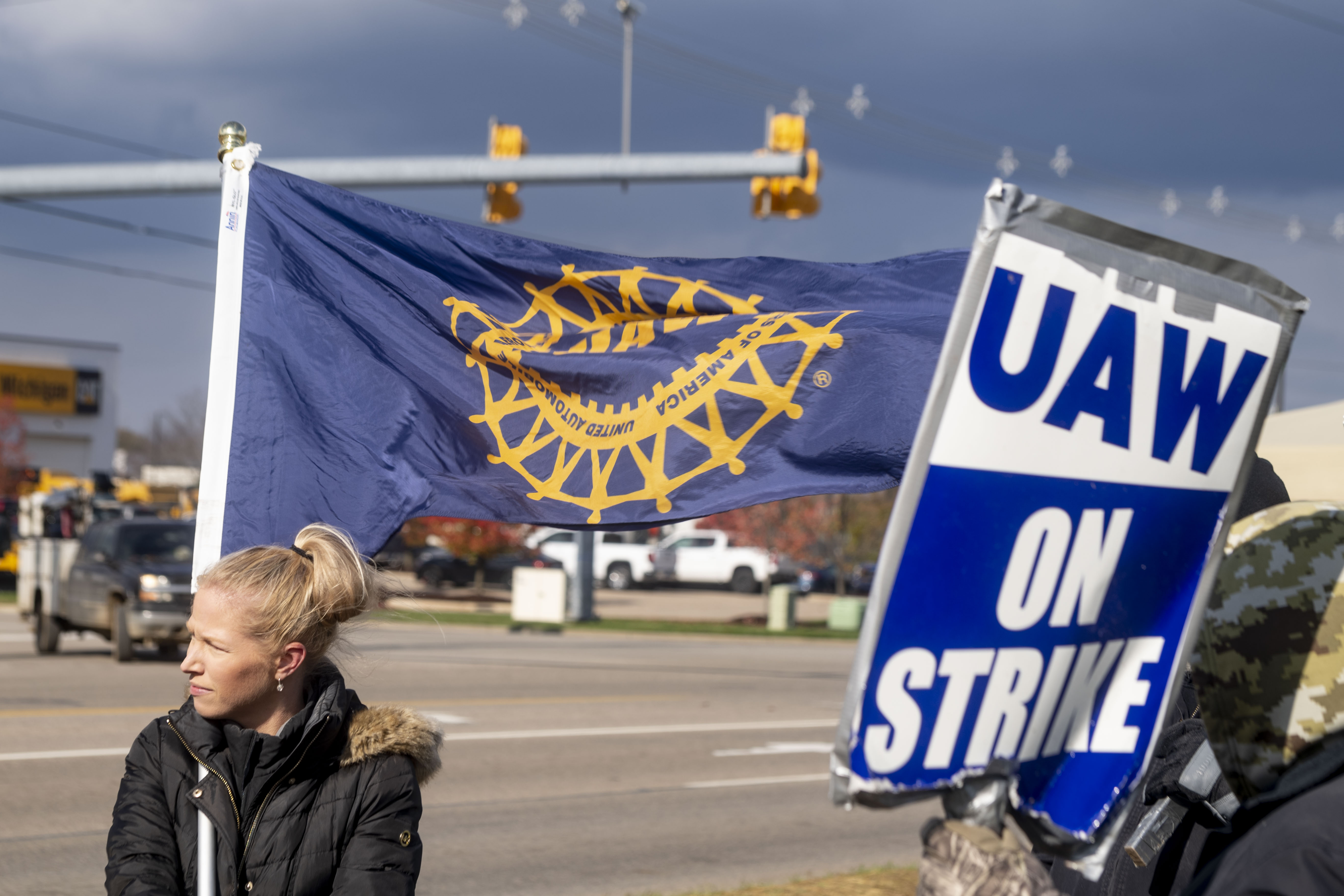 UAW Latest News: UAW Strike Updates, Big Three Auto News