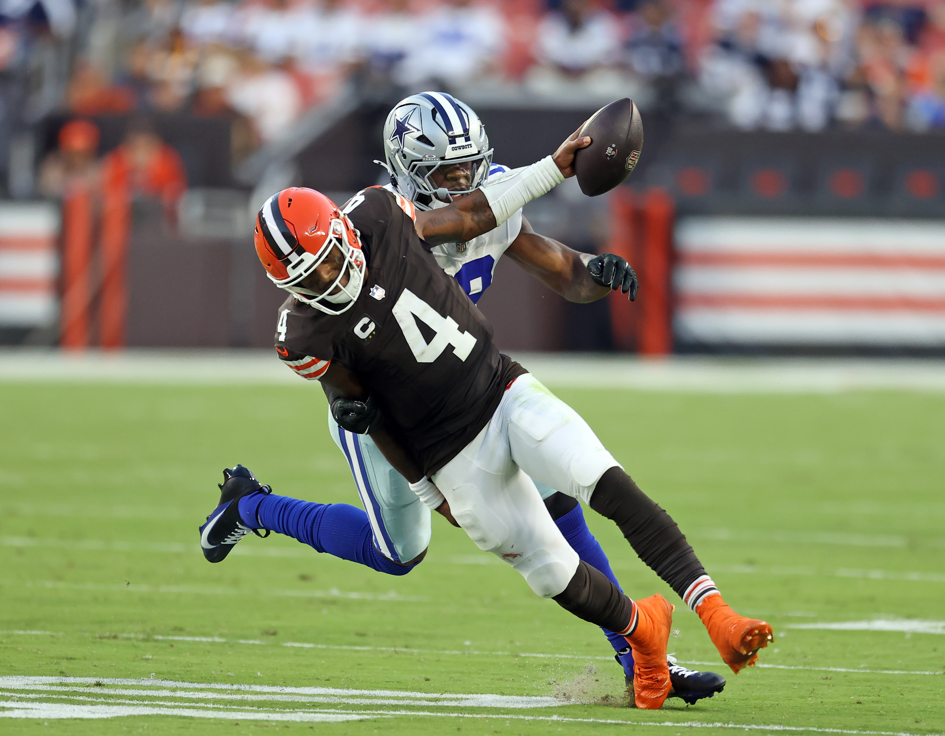 Cleveland Browns quarterback Deshaun Watson against the Dallas Cowboys ...