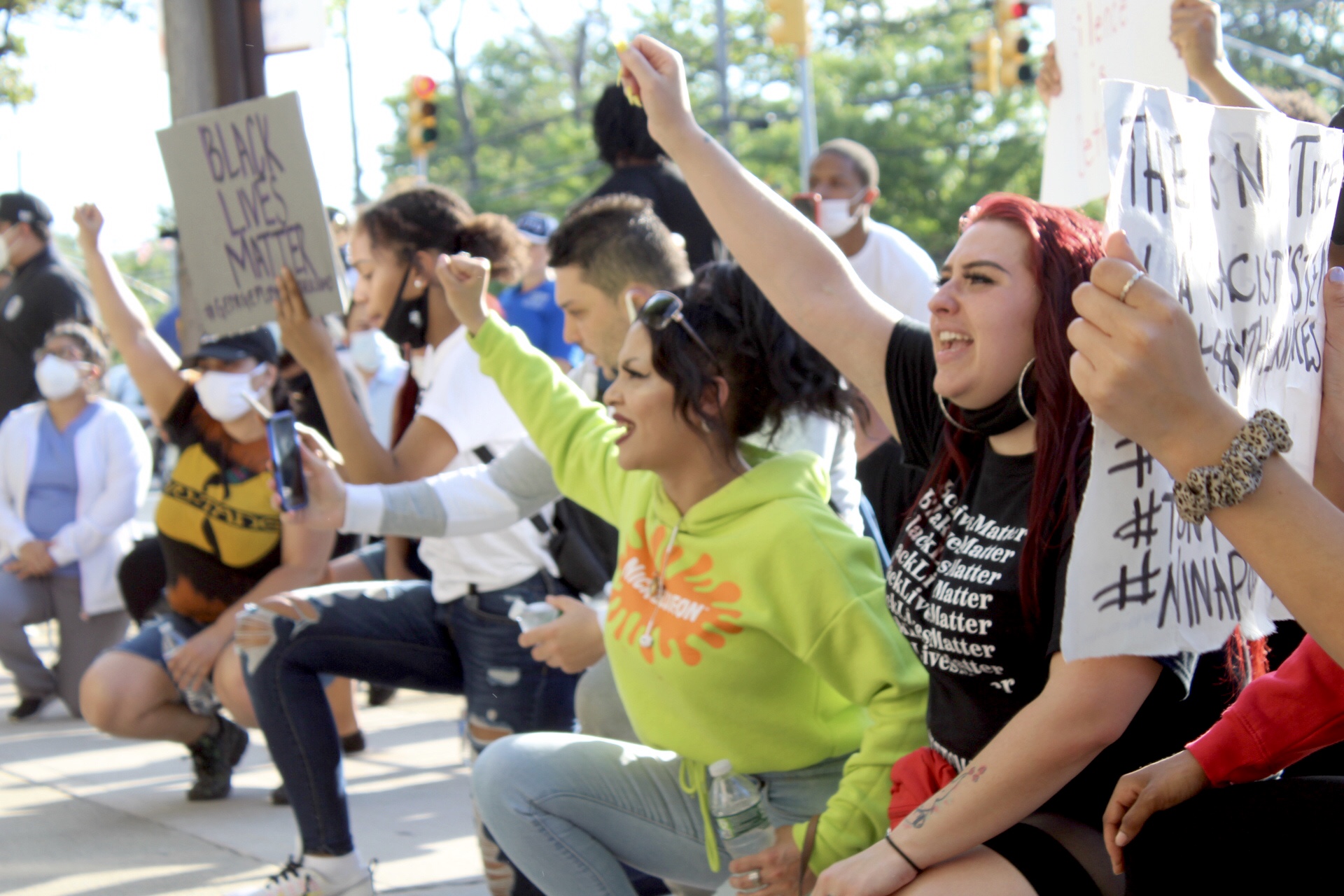Protestors march Hylan Blvd. calling for justice - silive.com