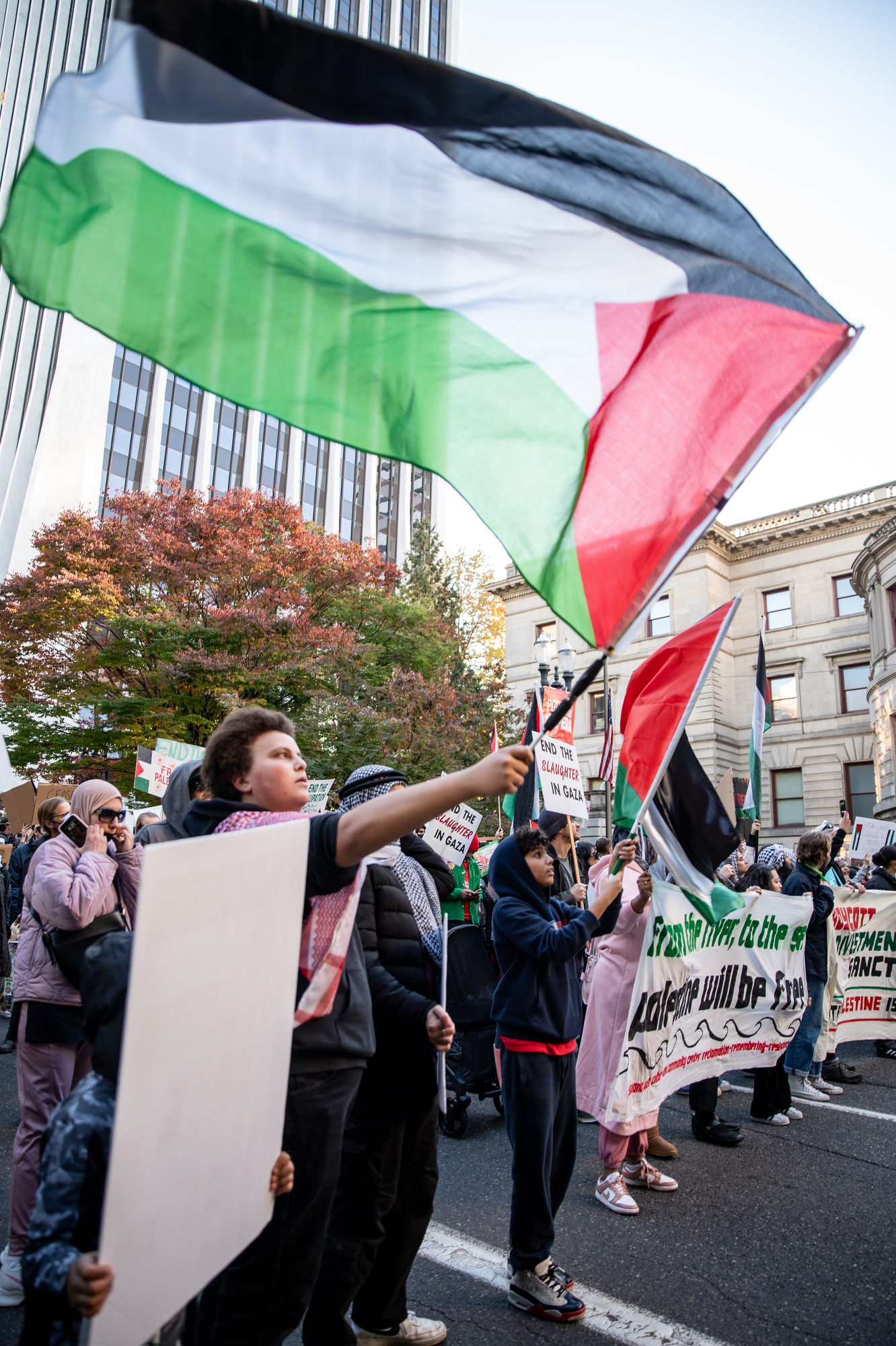 Pro-Palestine demonstration in Portland October 28, 2023 - oregonlive.com