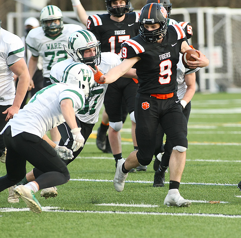 Ware vs South Hadley Football 3/26/21 - masslive.com
