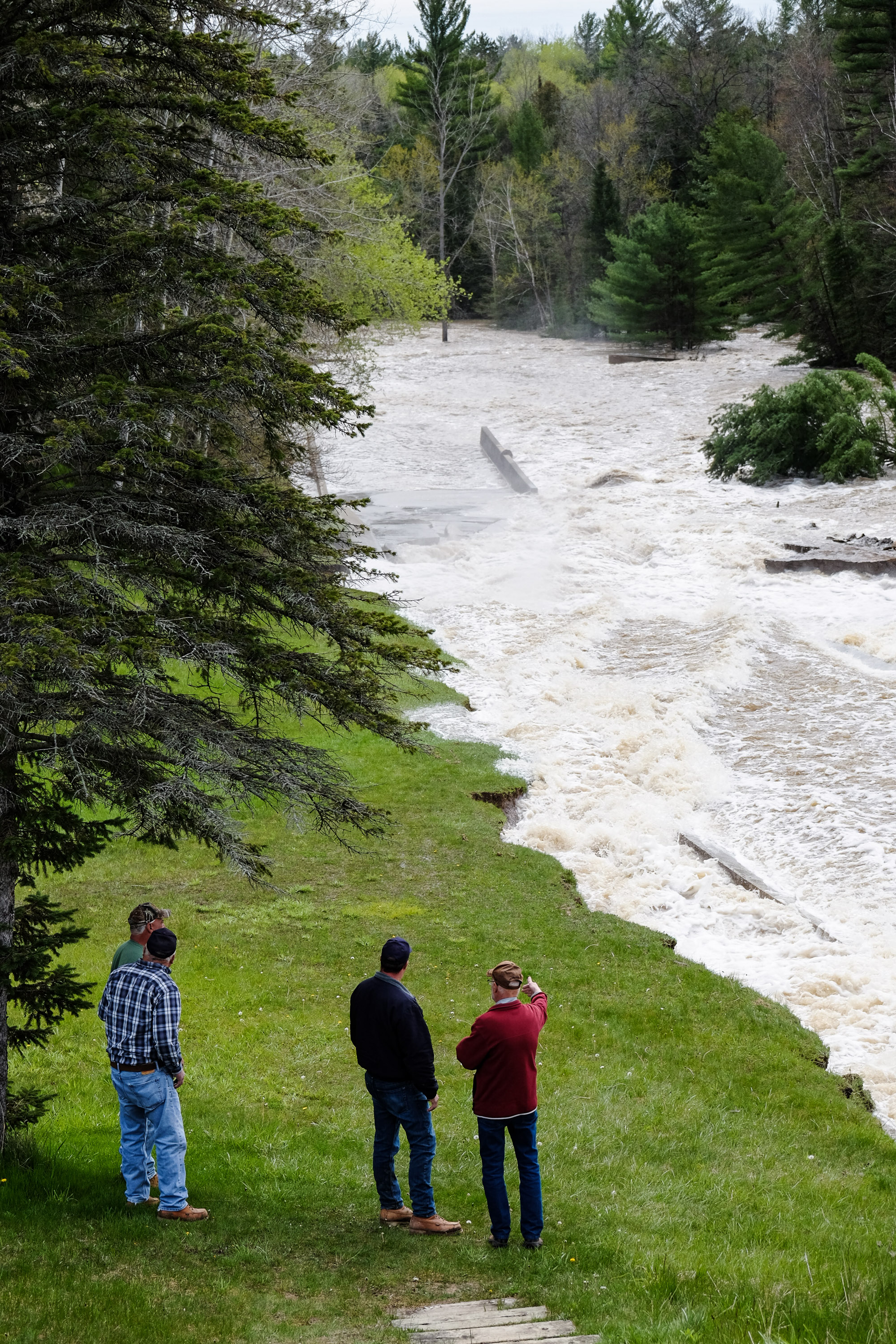 Heavy rains cause Forest Lake dam spillway to overflow - mlive.com