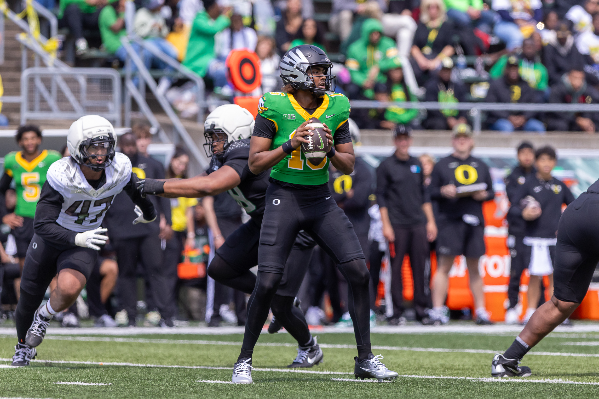 Oregon Ducks spring football game 2025 - oregonlive.com