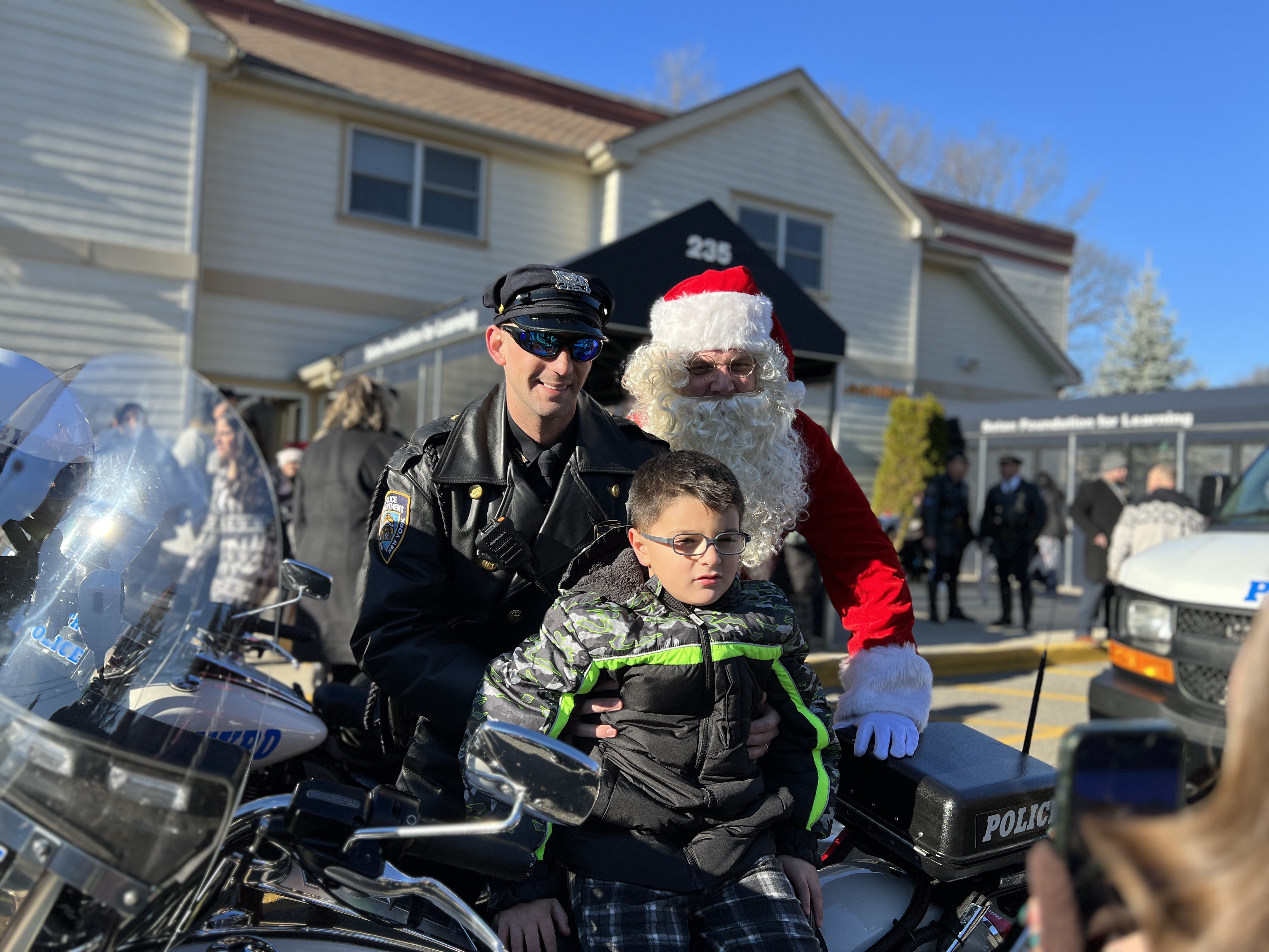 NYPD Highway District 5 officers at Seton Foundation for Learning for ...