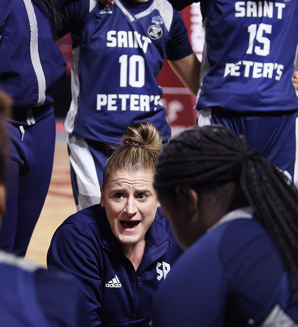 UMass Women's Basketball vs Saint Peter's 12/21/22 - masslive.com