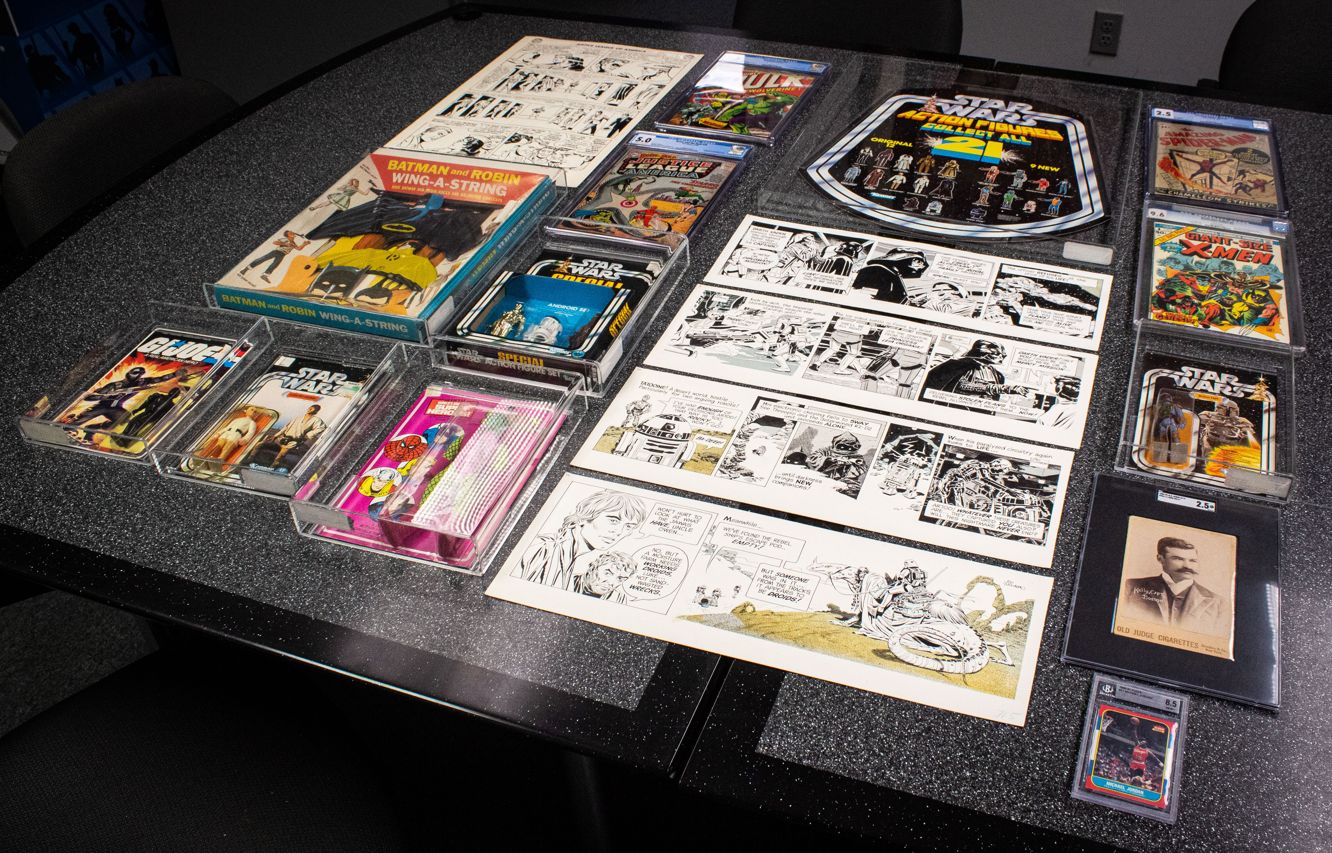 Hake’s Auction offering bids over 2,000+ worth of Star Wars memorabilia ...