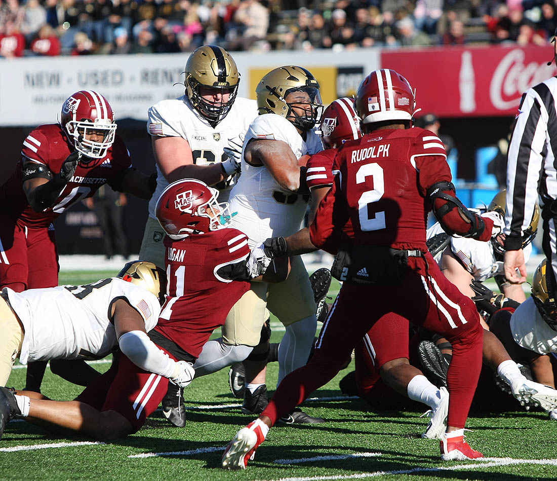 UMass Football vs Army 11/26/22 - masslive.com