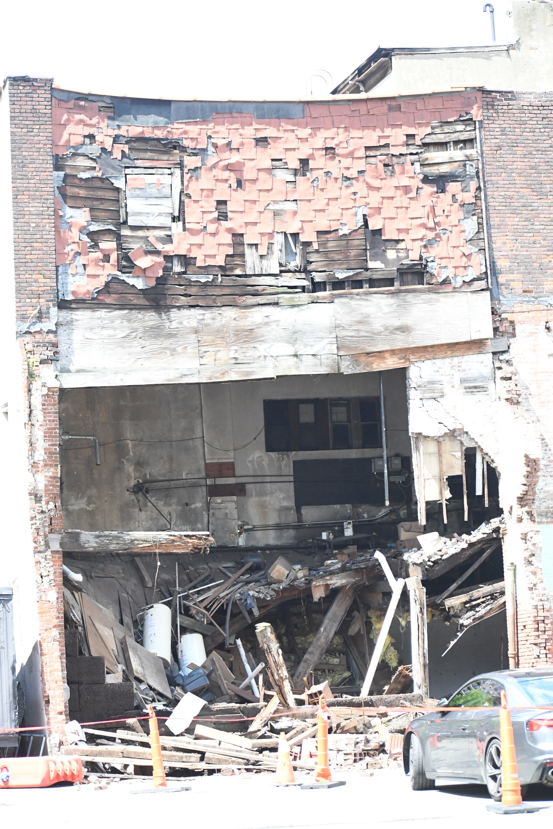 Partial collapse of building at 511 Newark St., Hoboken - nj.com