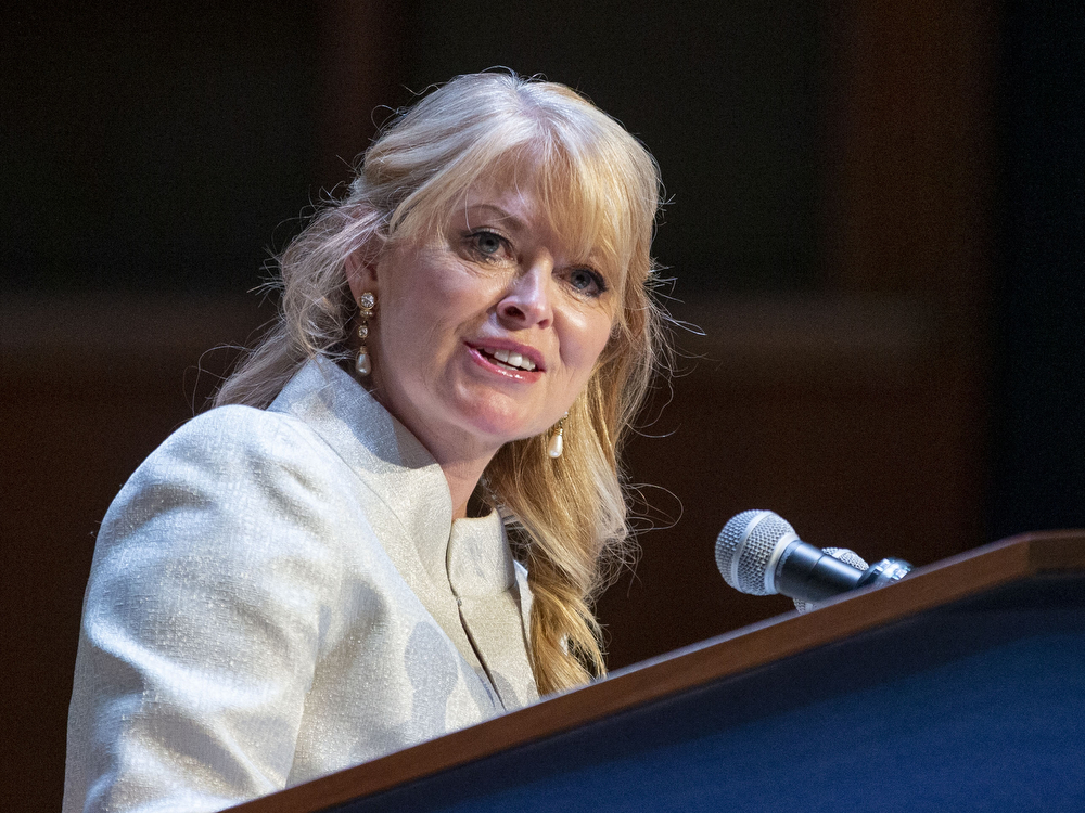 Stacy Garrity sworn into office as new Pennsylvania State Treasurer ...