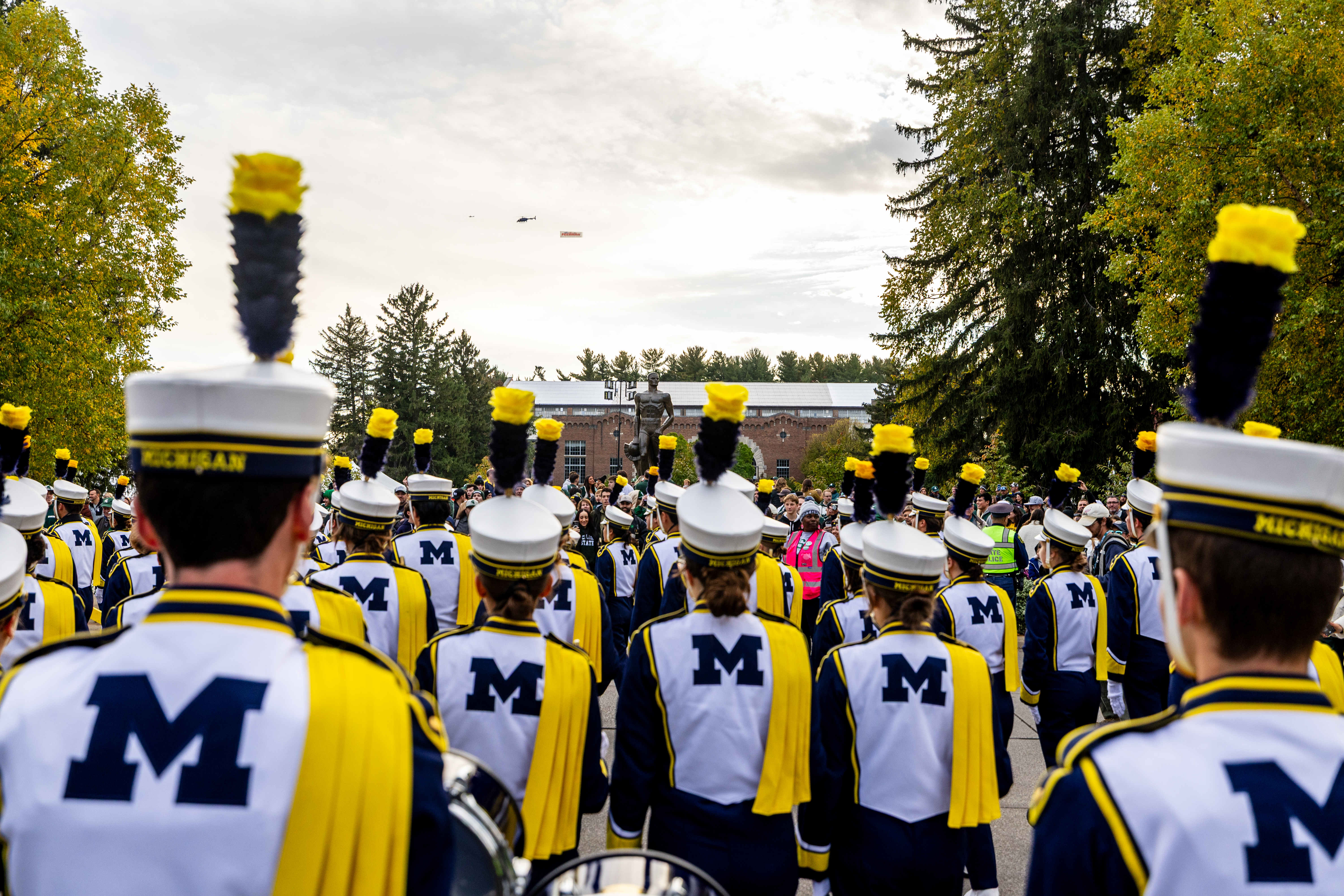 See the atmosphere in East Lansing ahead of rivalry game - mlive.com
