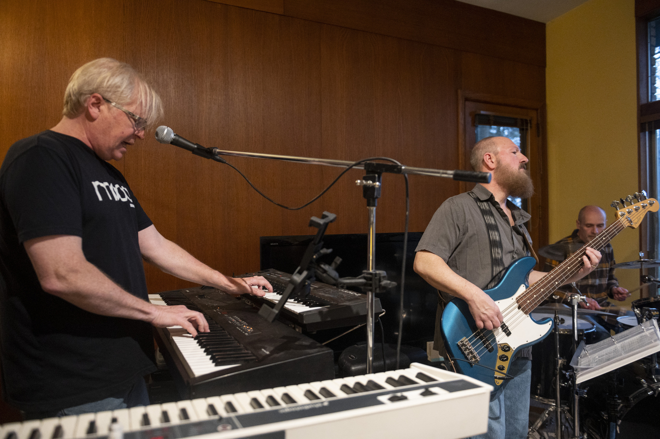 Ann Arbor band Atomic Cafe rehearses for Blind Pig reunion show - mlive.com