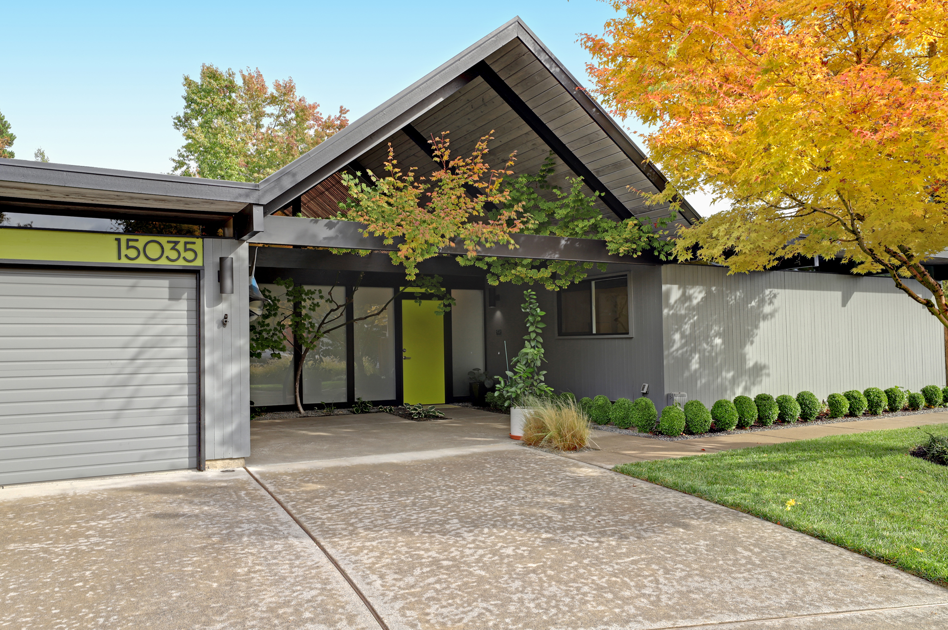 1967 remodeled Rummer-built modern home - oregonlive.com