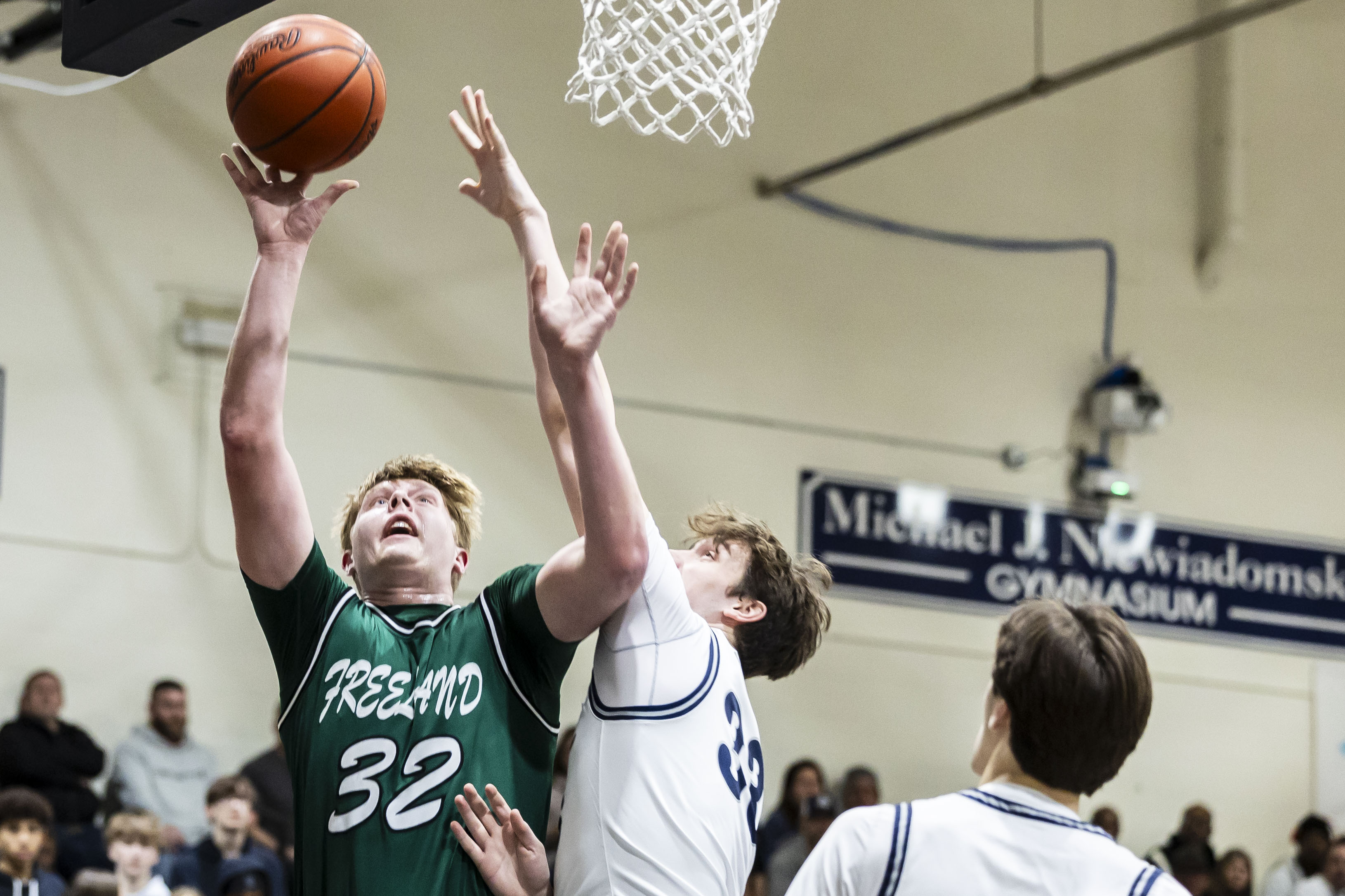John Glenn boys basketball battles Freeland for first place in Tri ...