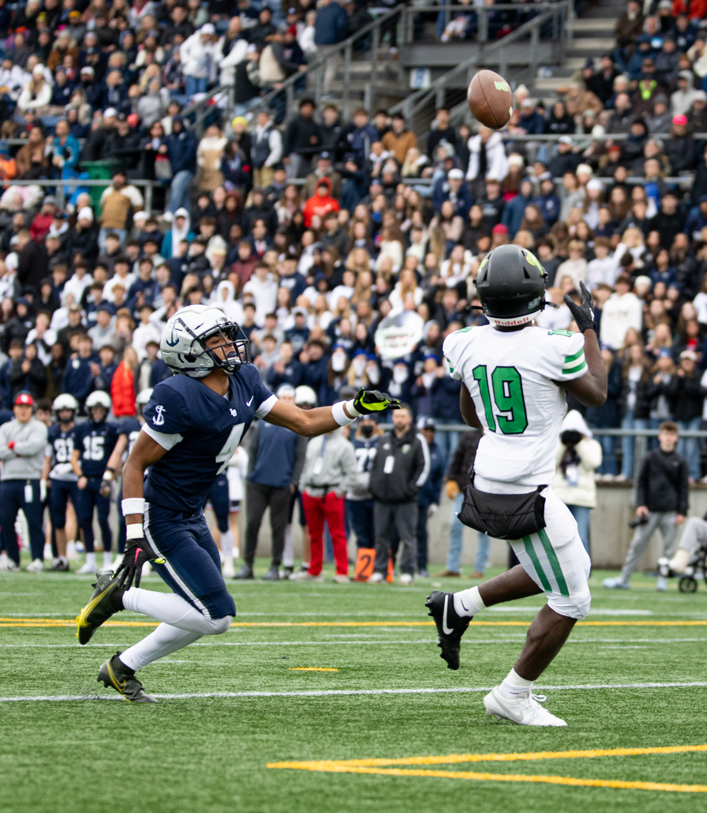 OSAA Class 6A football open championship: West Linn Lions vs. Lake ...