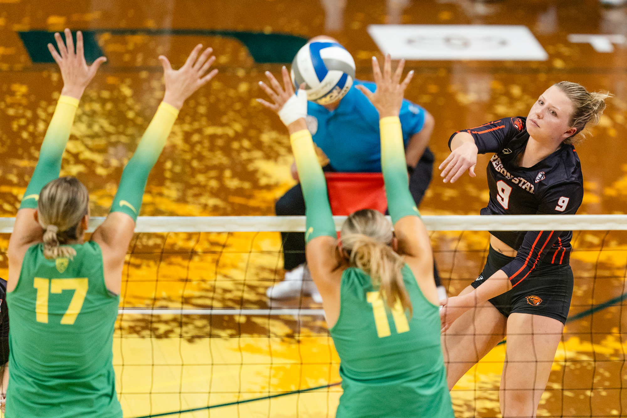 Oregon Ducks volleyball vs. Oregon State Beavers - oregonlive.com