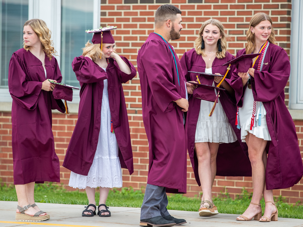Big Spring High School Commencement Friday night - pennlive.com
