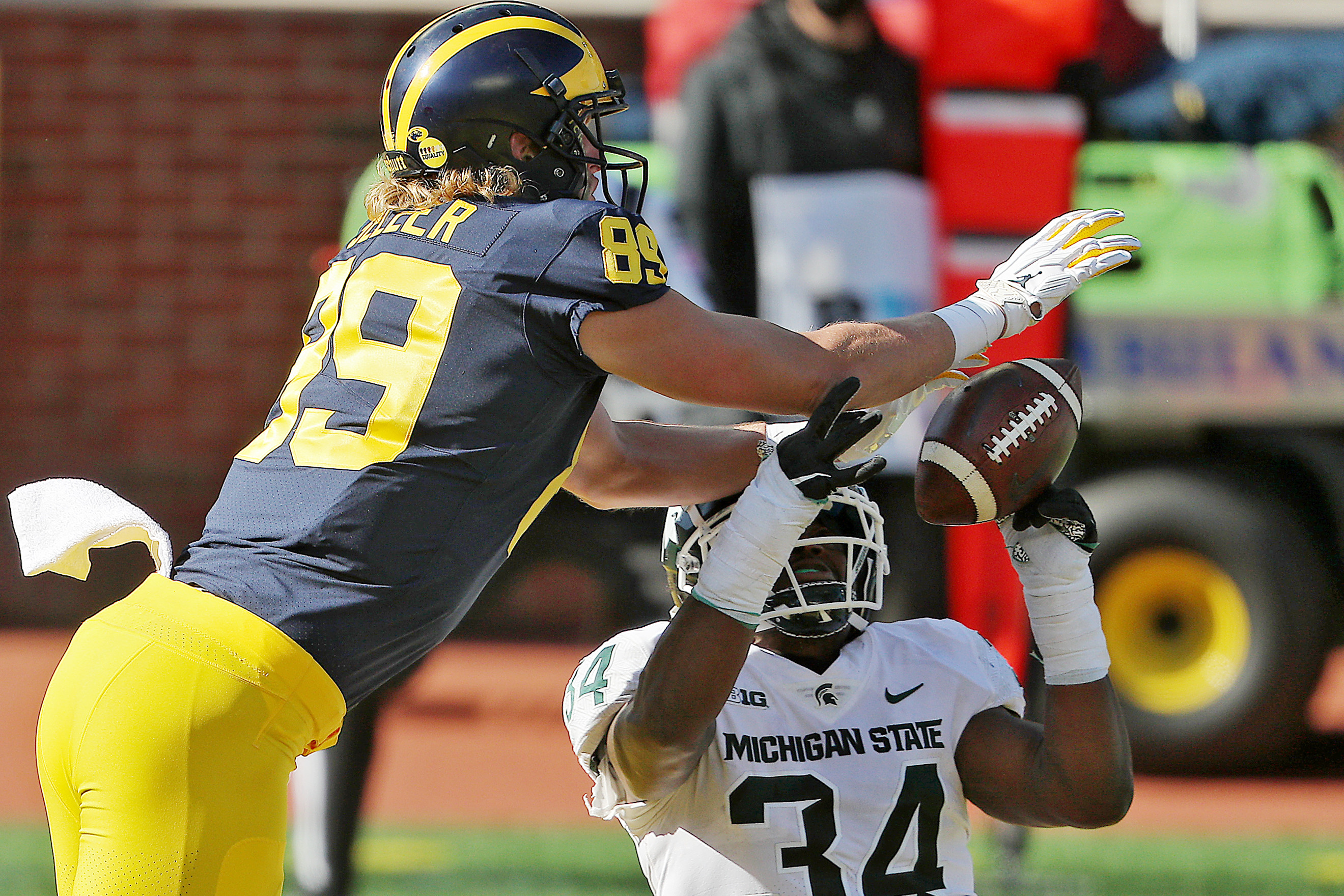 College football: Michigan vs. Michigan State – October 31, 2020 ...