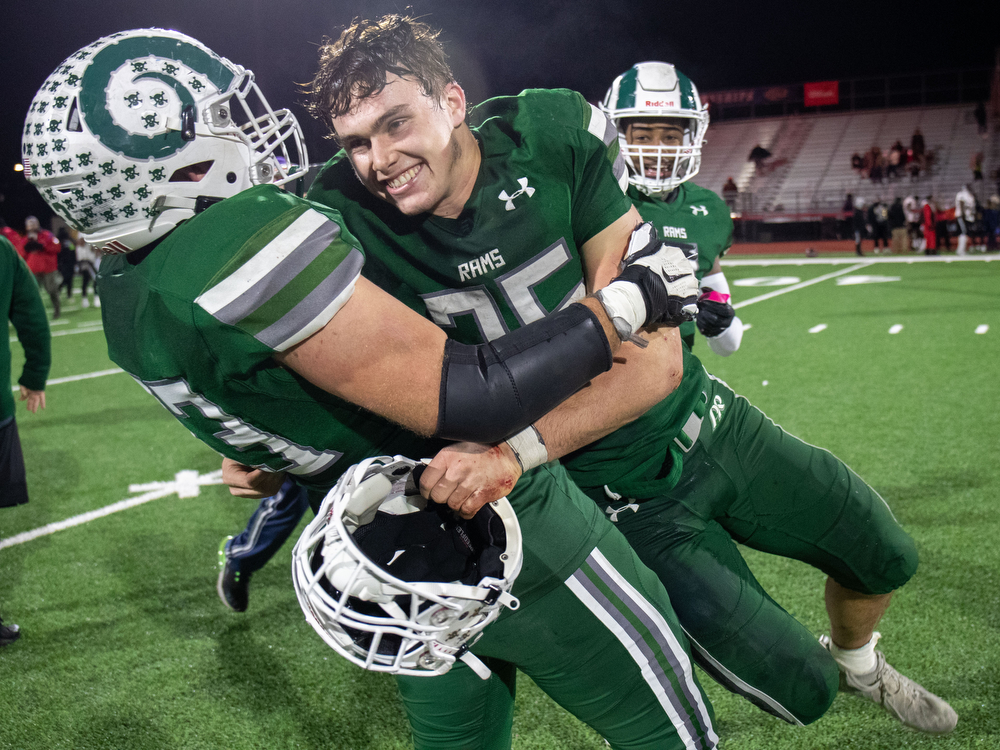 Pine-Richland wins the 2022 PIAA 5A Football Championship 28-14 over ...