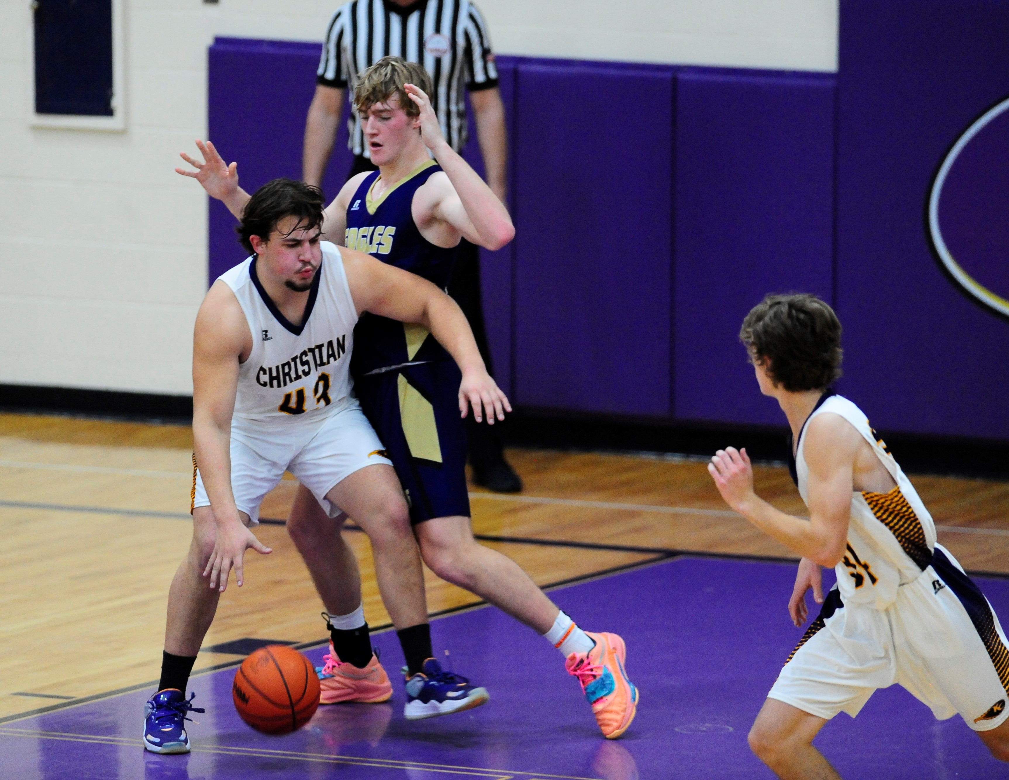 Schoolcraft defeats Kalamazoo Christian, 54-41, in boys basketball ...