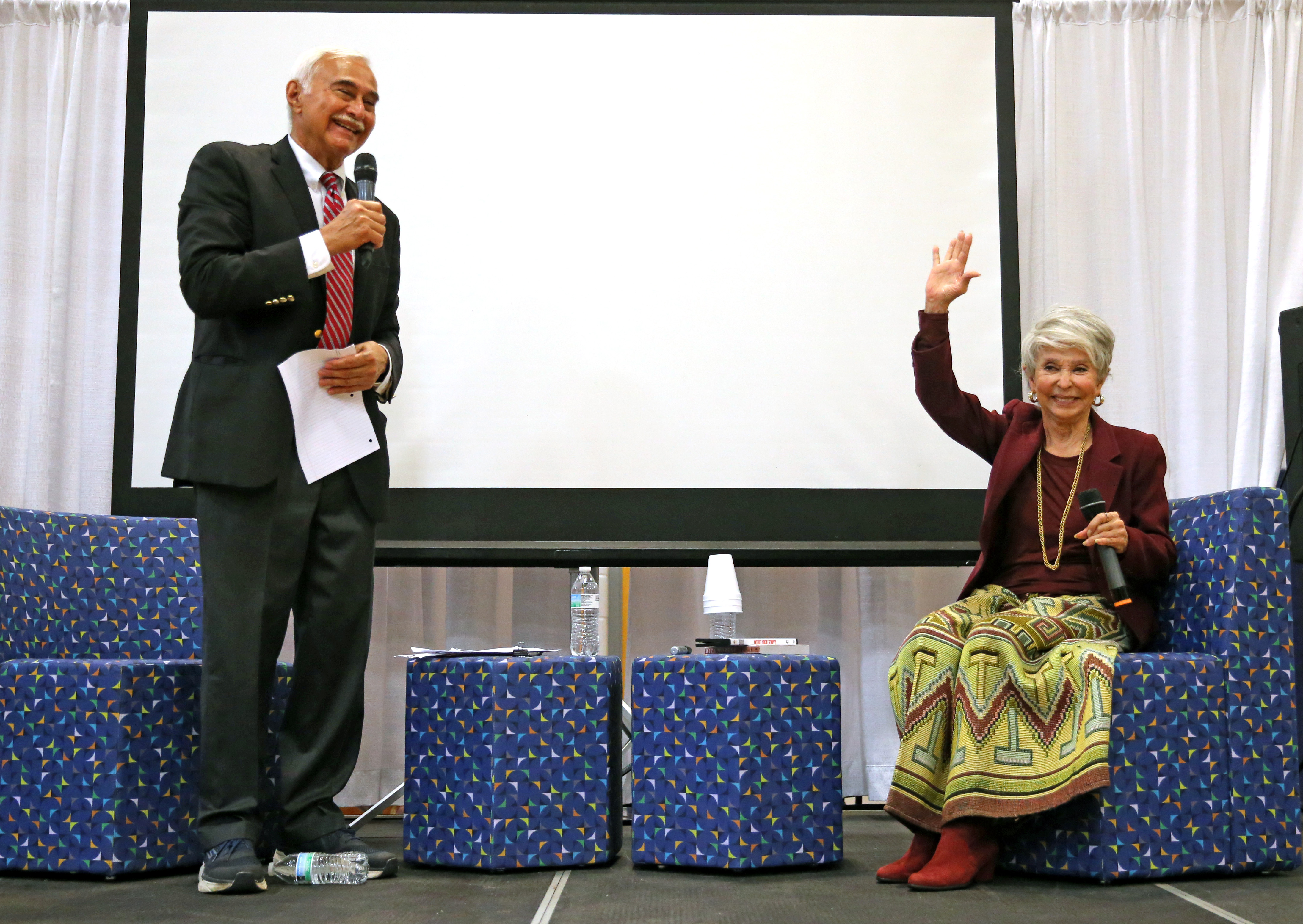 40th anniversary of the Hispanic Roundtable's Convención Hispana ...