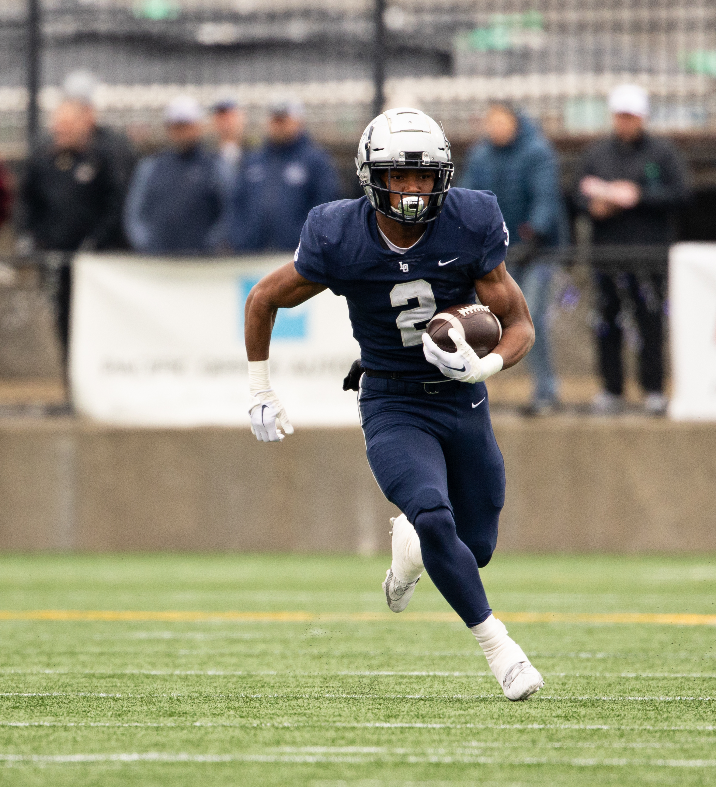 OSAA Class 6A football open championship: West Linn Lions vs. Lake Oswego Lakers - oregonlive.com