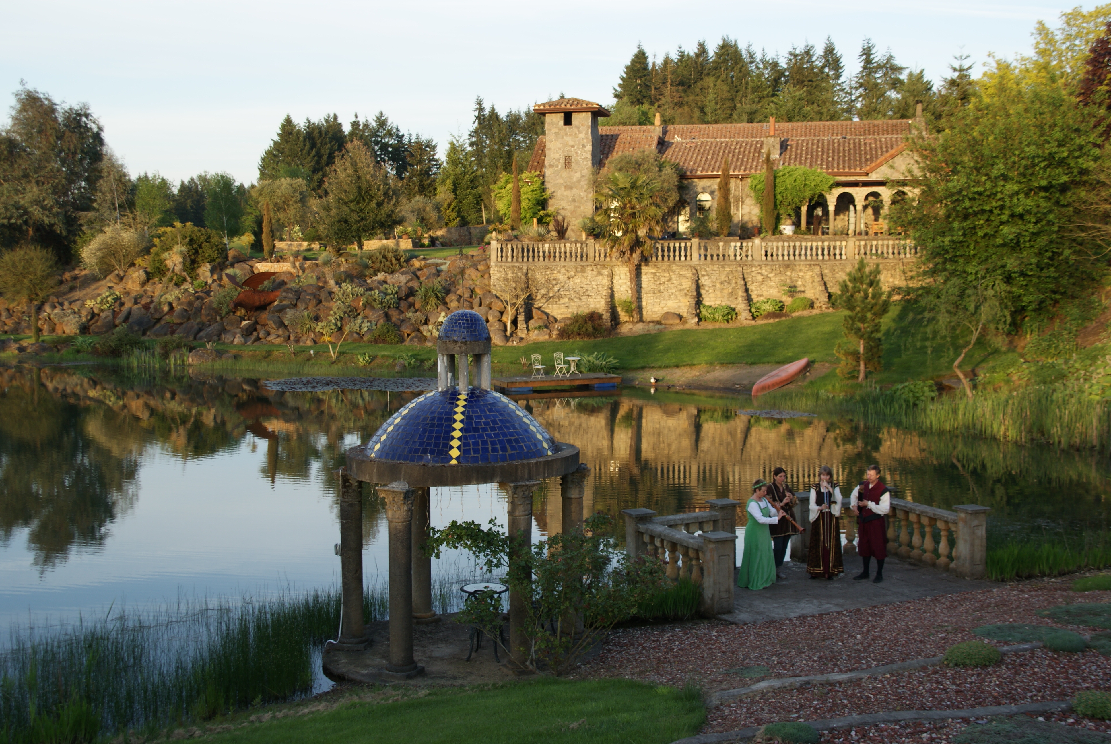 Pot nets lakeside community center wedding | Honestweddingadvice.com