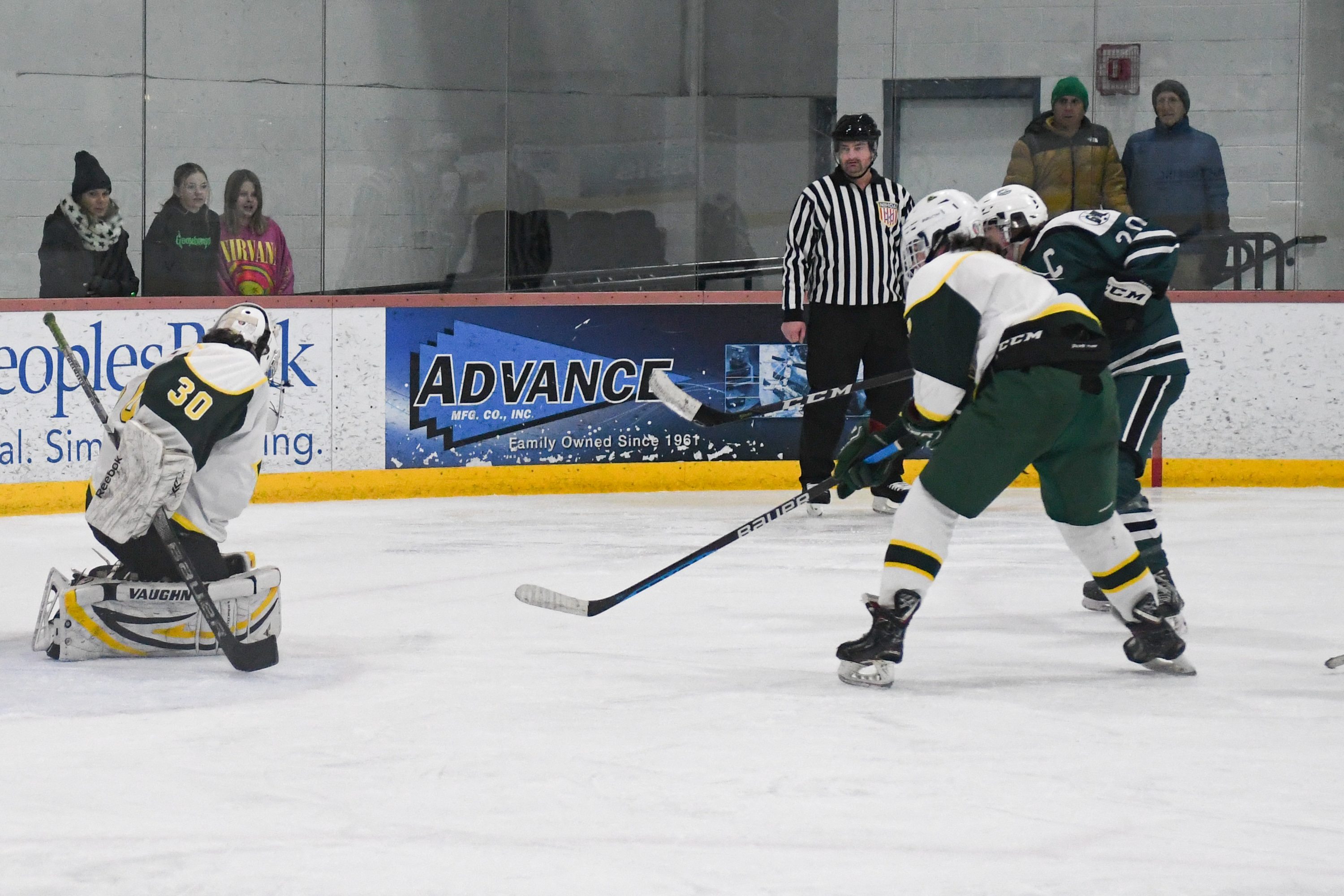 2-4-23 Southwick boys hockey vs. Greenfield - masslive.com