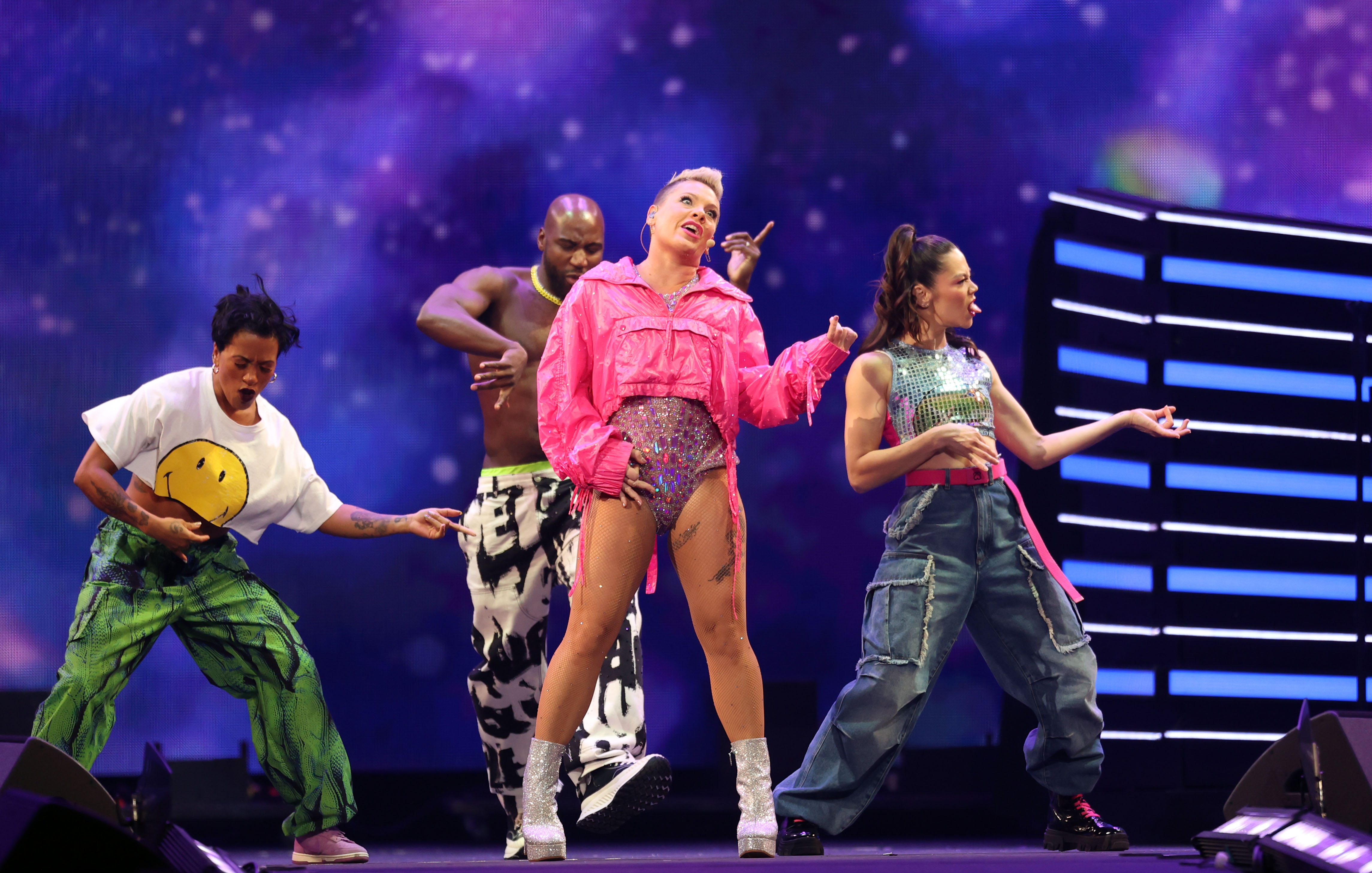 Pink performs at Rocket Mortgage FieldHouse, November 8, 2023 ...