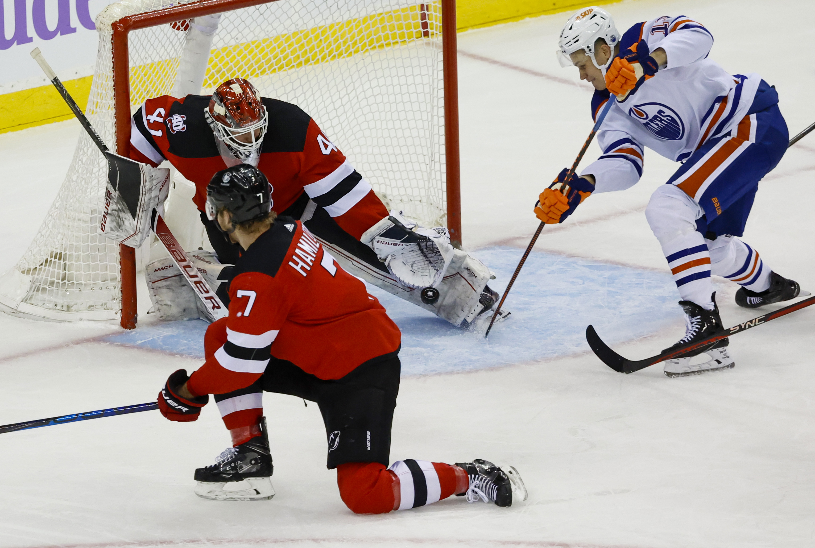 N.J. Devils defeat Edmonton Oilers, 5-2 - nj.com
