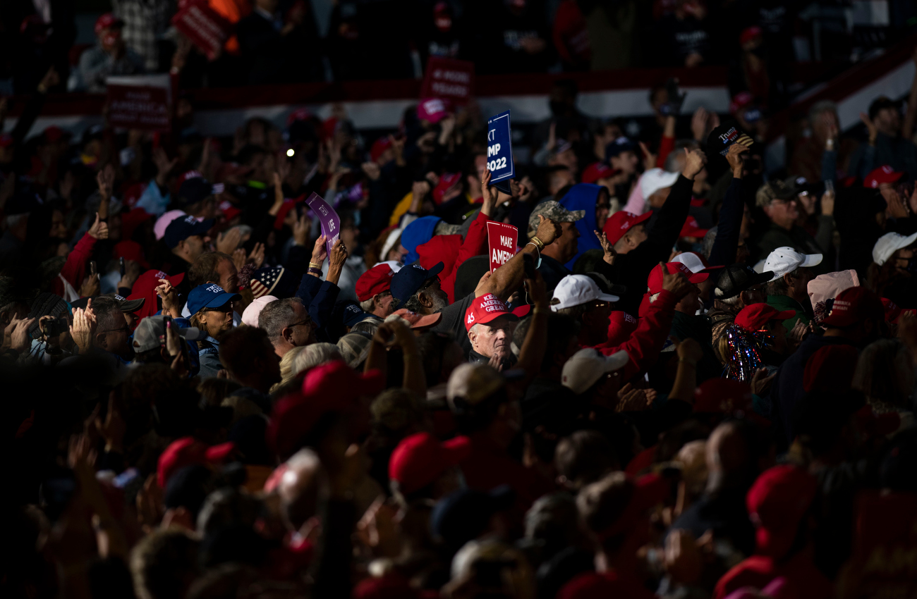 President Donald Trump campaigns in Freeland Michigan - mlive.com