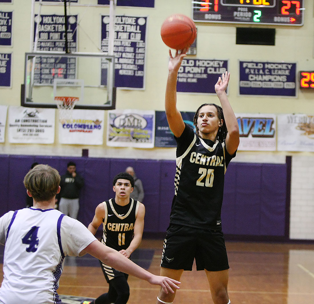 Central vs Holyoke boys Basketball 1/6/25 - masslive.com
