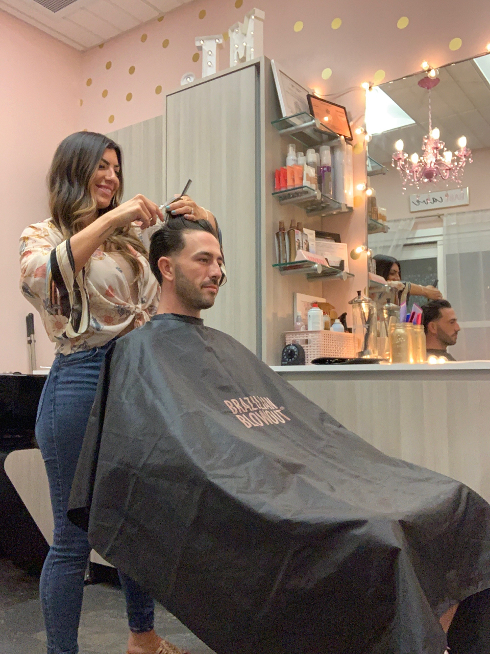 Woman opens hair studio in honor of mom, a cancer survivor, who died of ...