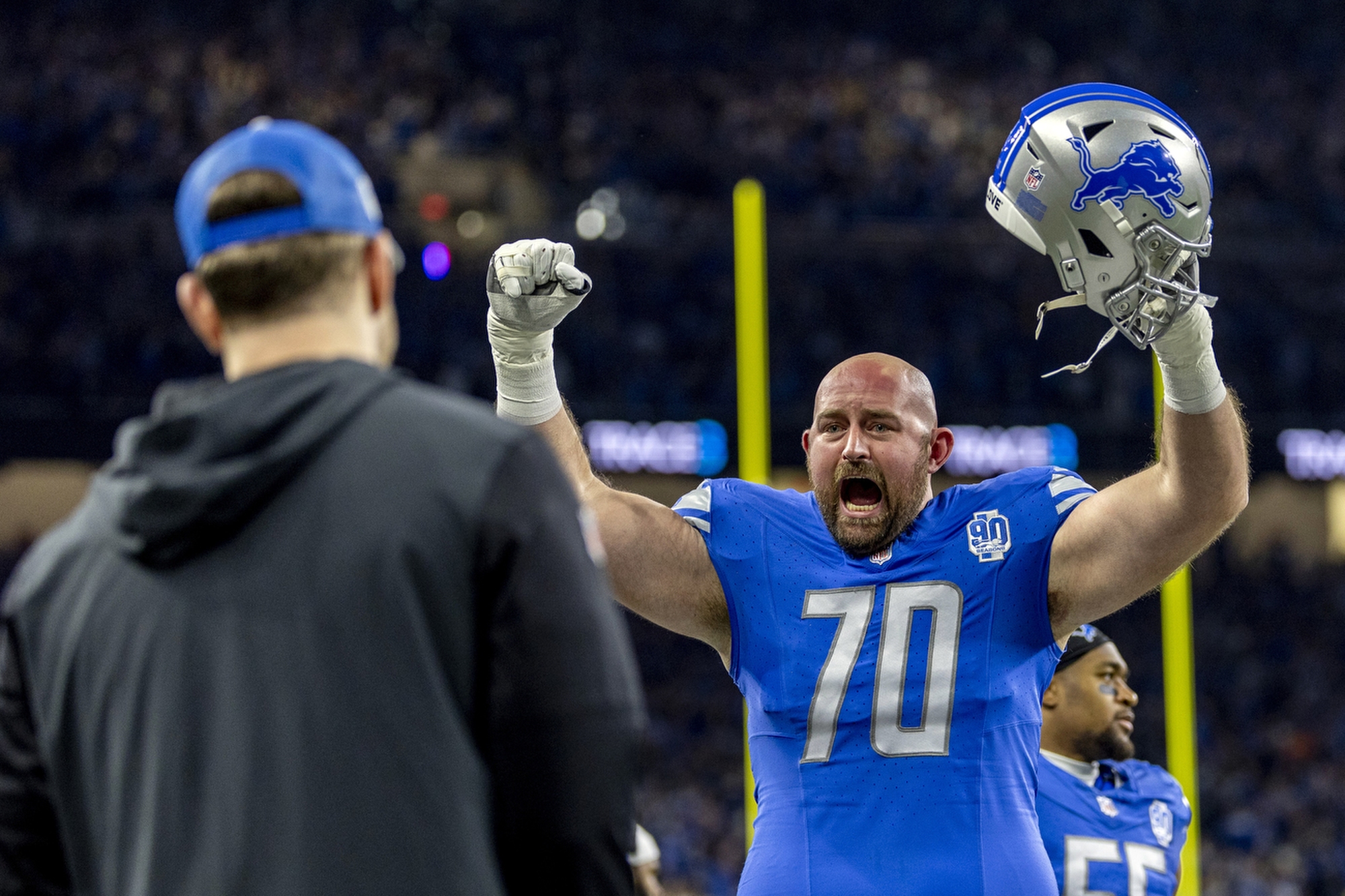 Veteran Detroit Lions OT ‘reports as retired,’ plans to transition to ...