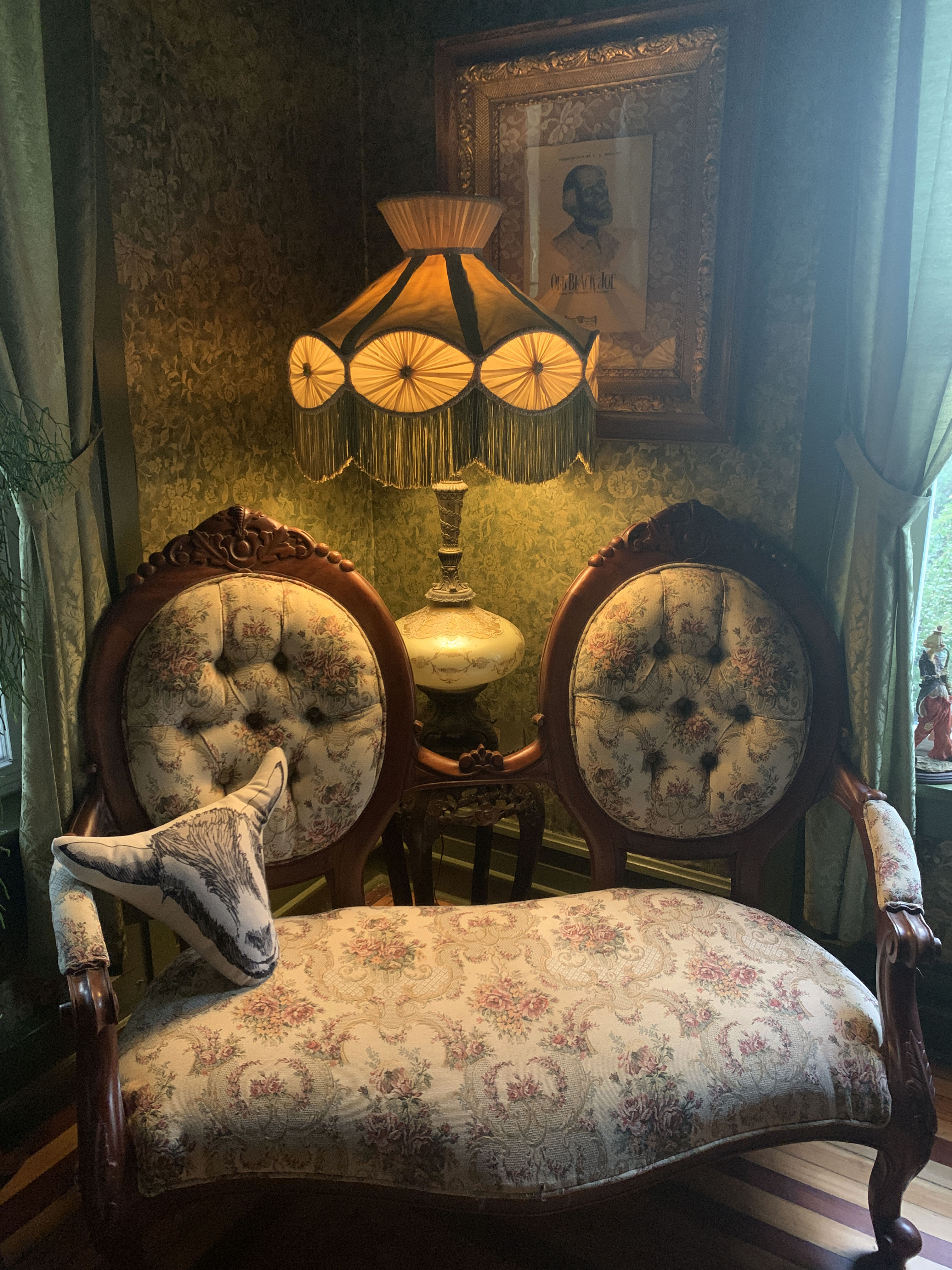 Come for goats, stay for ghosts at Fainting Goat Island Inn ...
