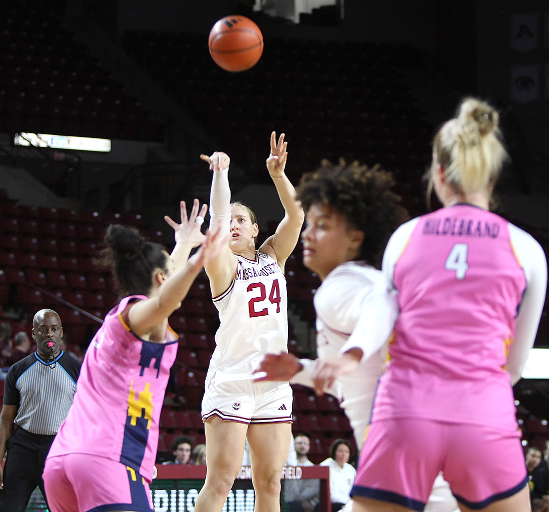 UMass Women's Basketball vs Kent State 2/25/26 - masslive.com