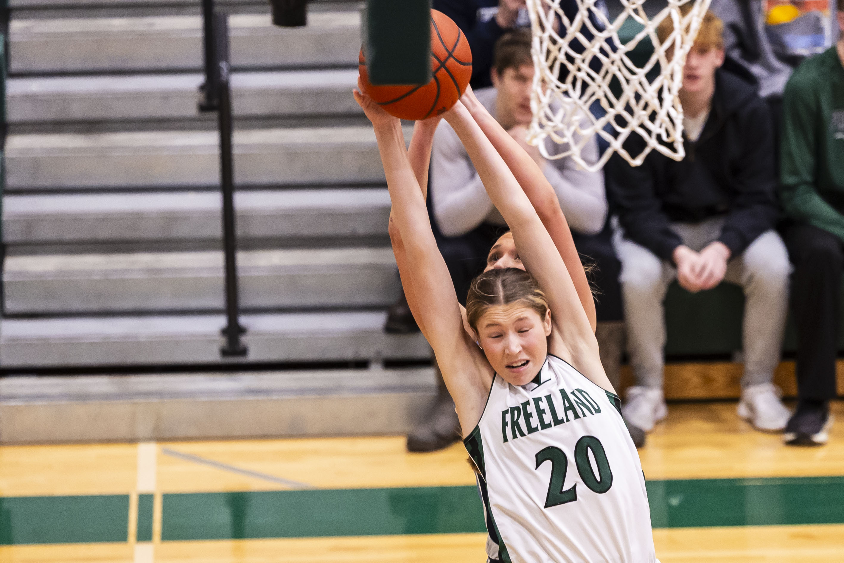 Freeland girls basketball hosts Sanford Meridian - mlive.com