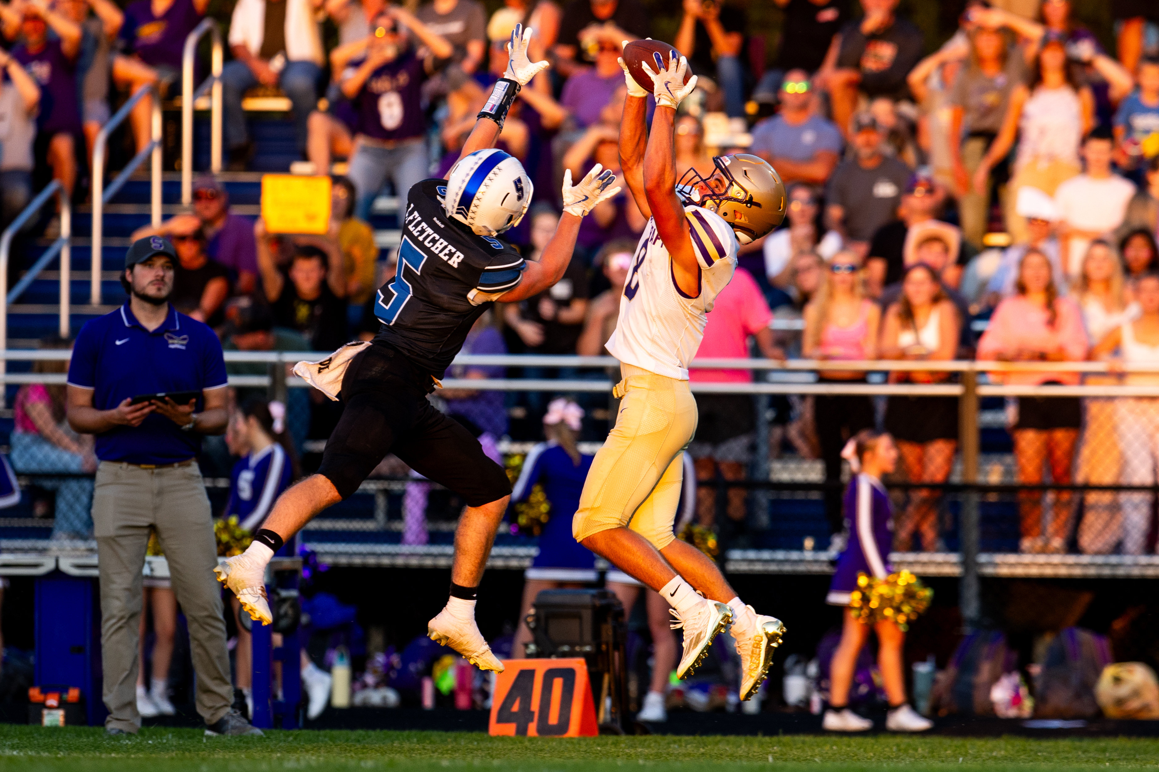 65 sports photos that show Kalamazoo area's grit, passion in 2025 ...