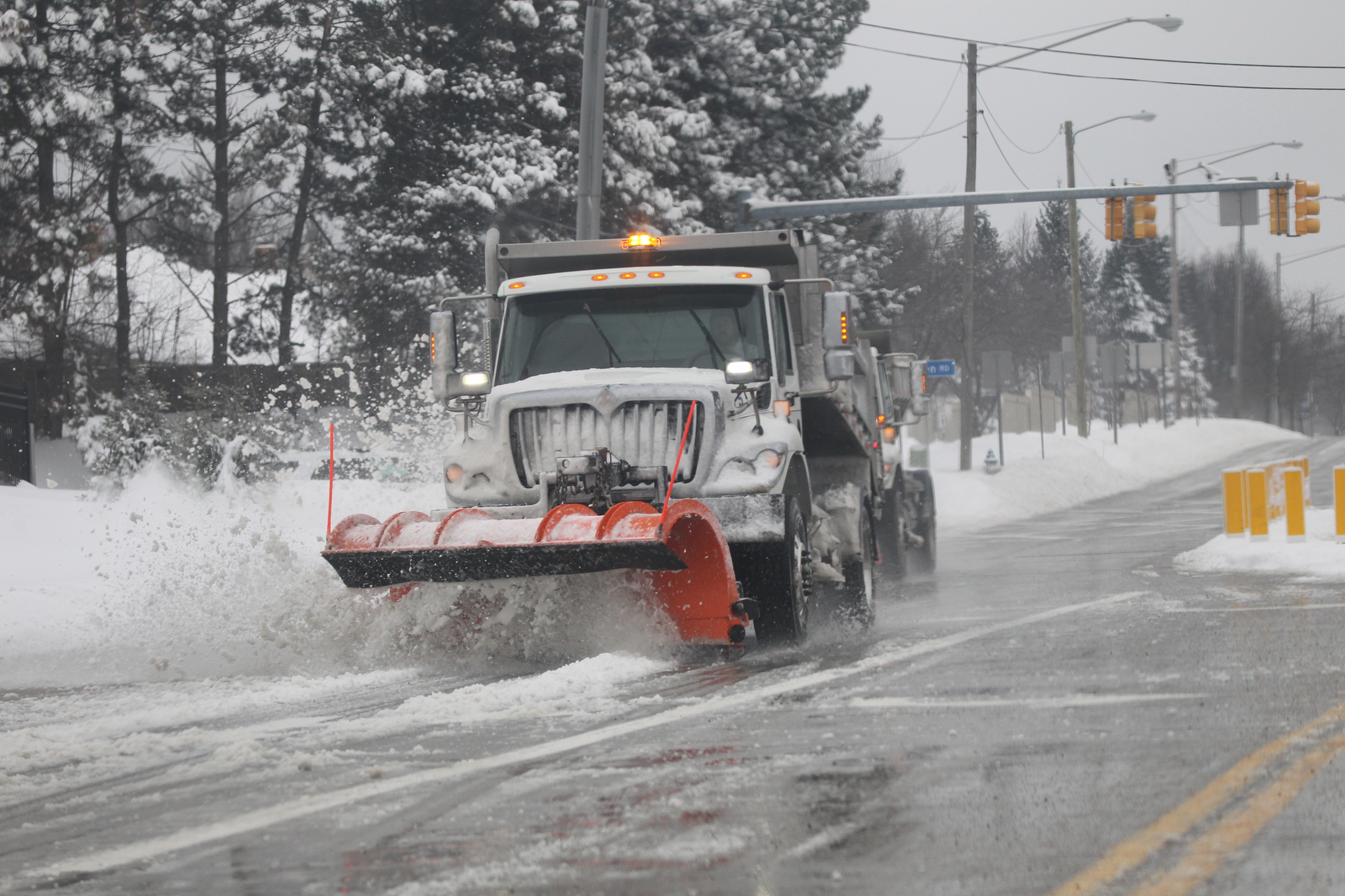 Heavy snowfall hits NE Ohio, Midwest - cleveland.com