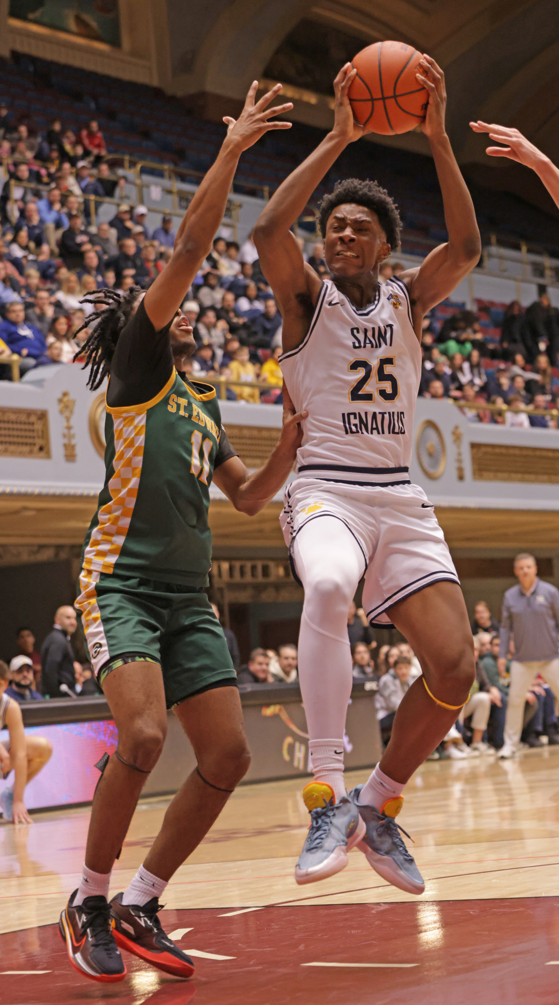 St. Ignatius vs St. Edward boys basketball, January 3, 2026 - cleveland.com