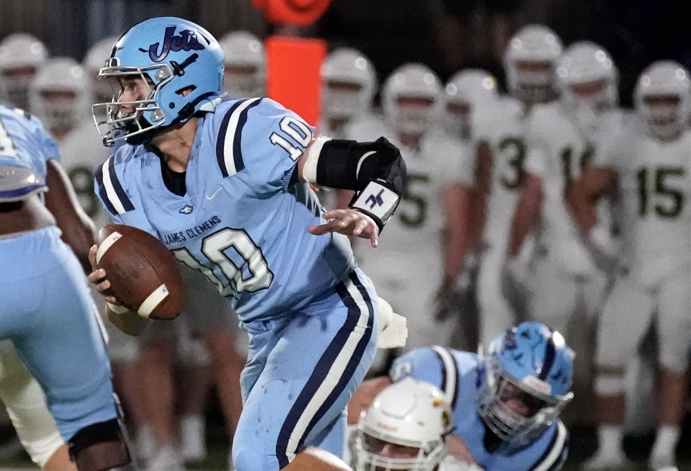Mountain Brook vs. James Clemens High School football - al.com