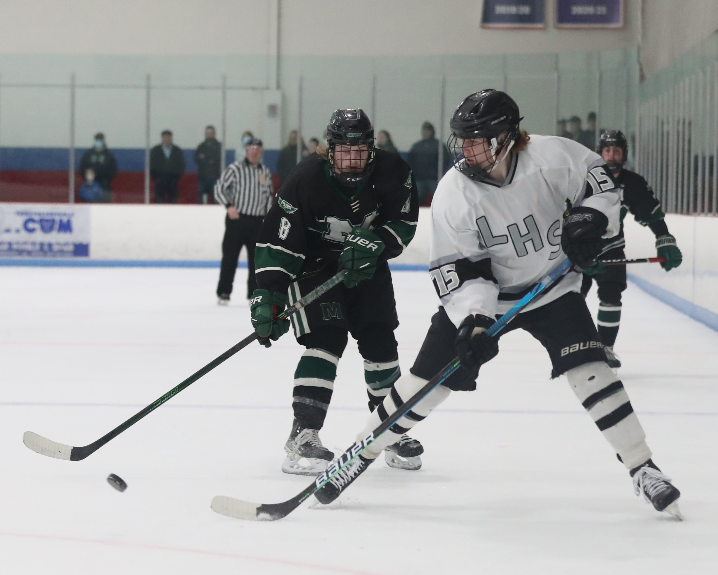 Minnechaug vs Longmeadow Hockey - masslive.com